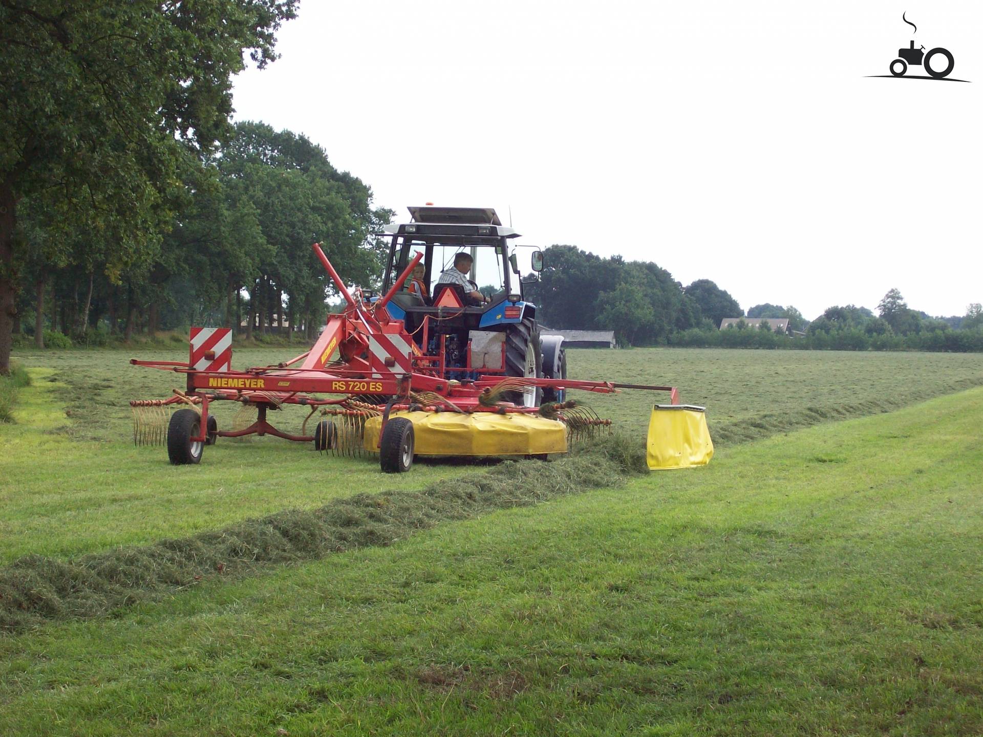 Ford 7840