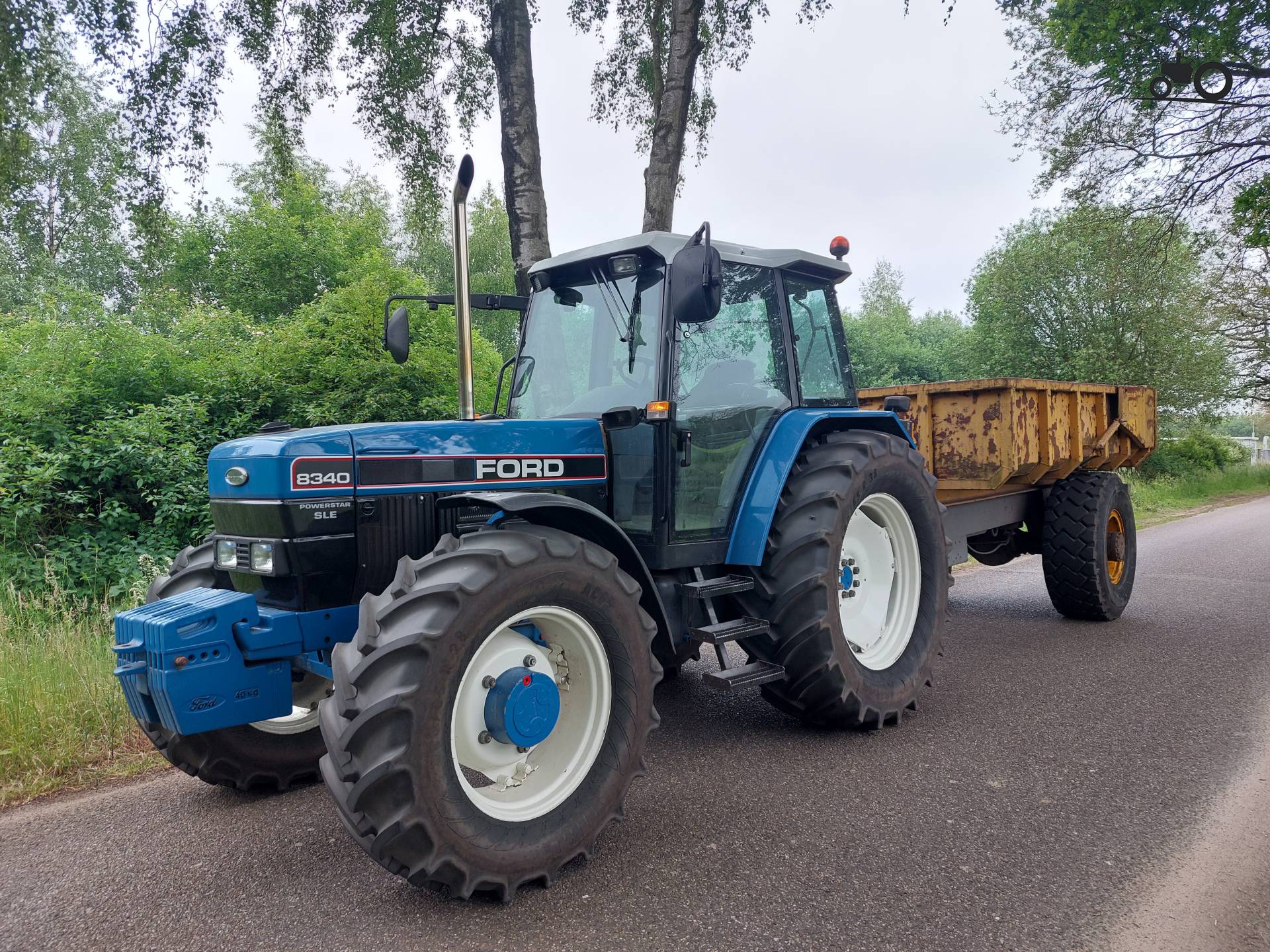 Foto Ford 8340 #1521535