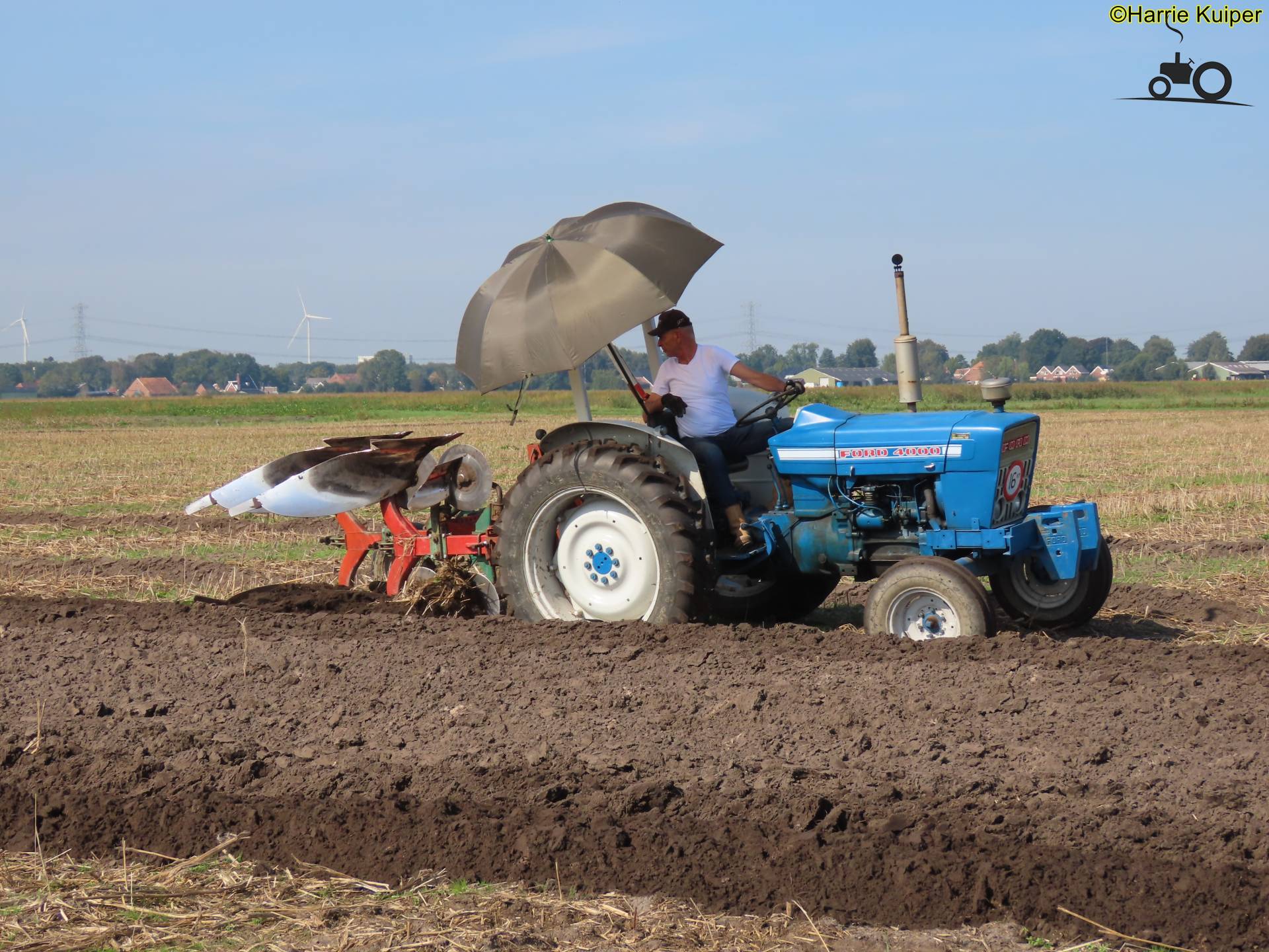 Foto Ford 4000 #1539391