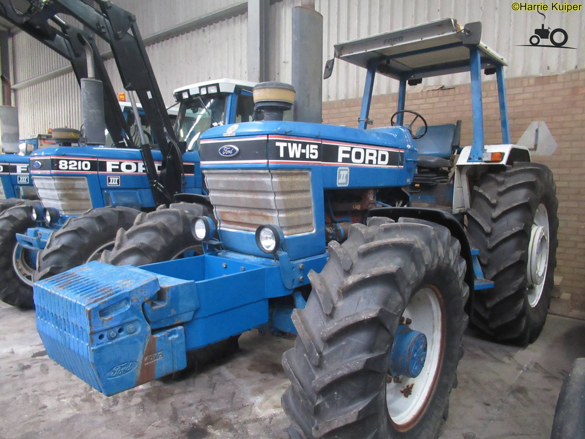 Foto Ford TW 15 #1552962