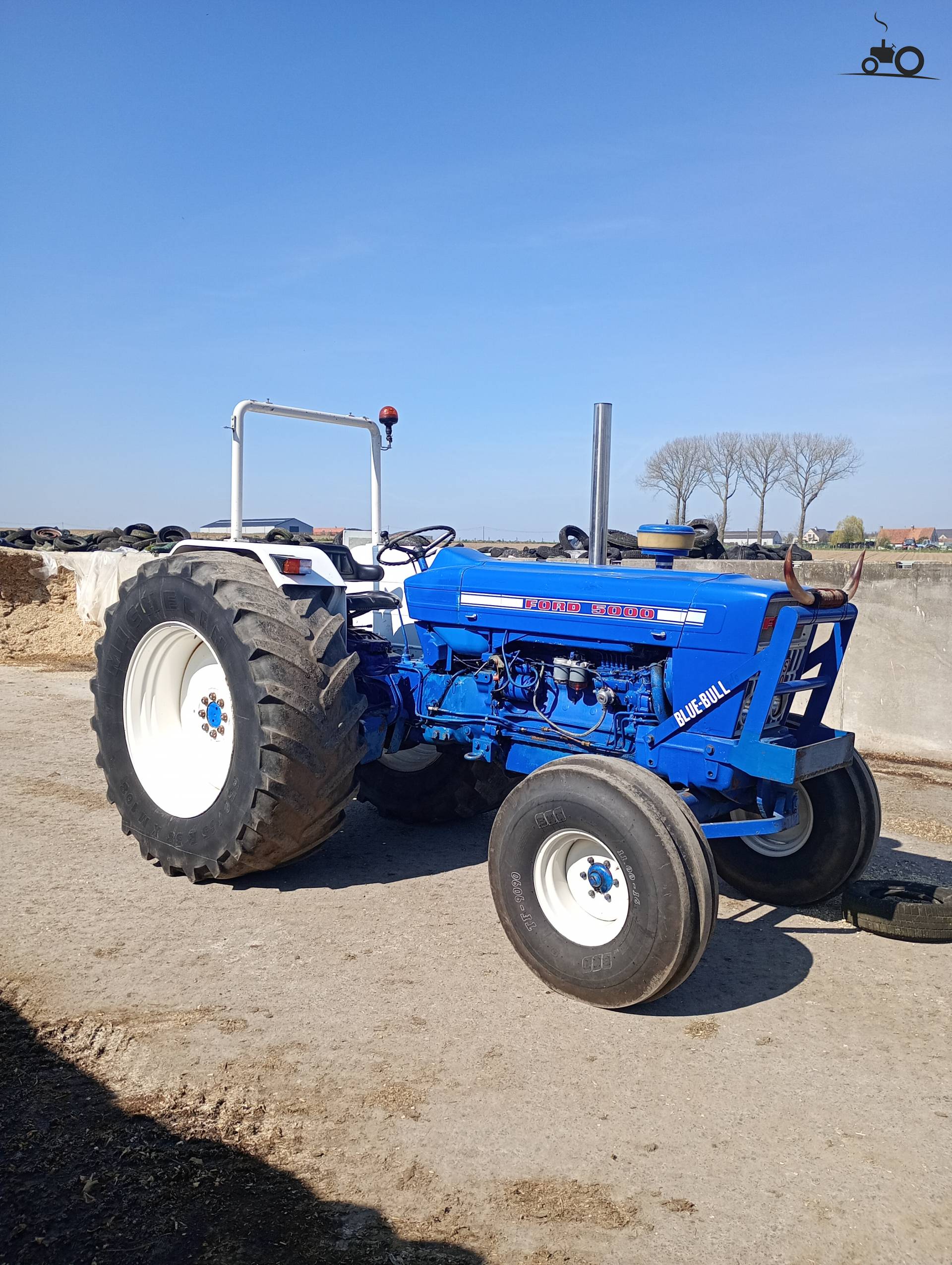 Foto Ford 5000 #1613255