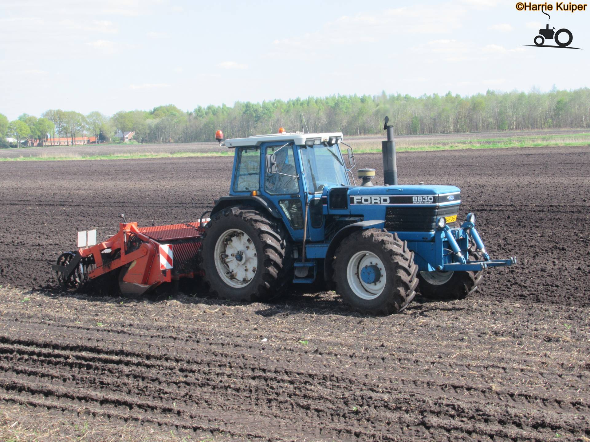 Foto Ford 8830 #1617243