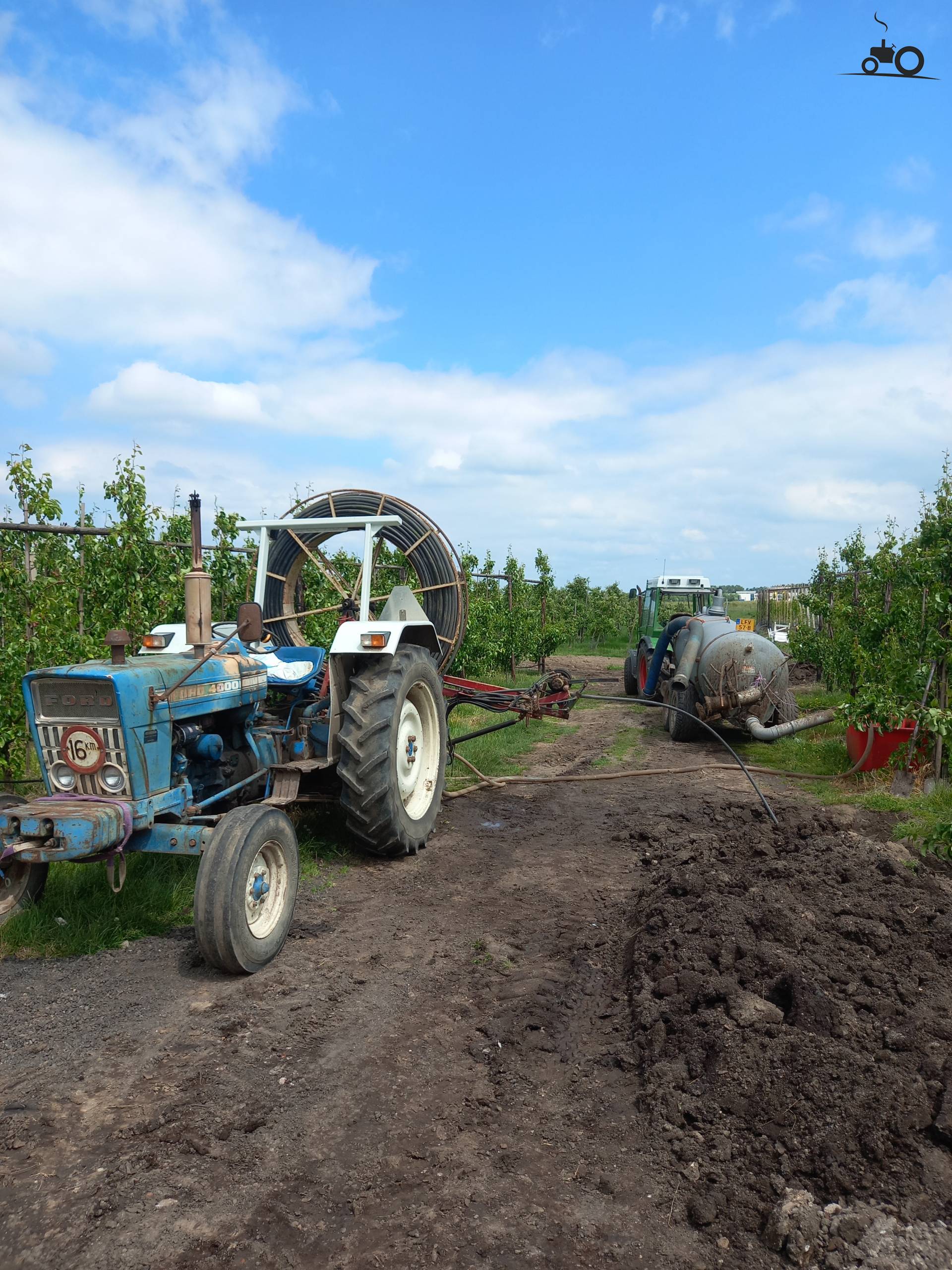 Foto Ford 4000 #1622514