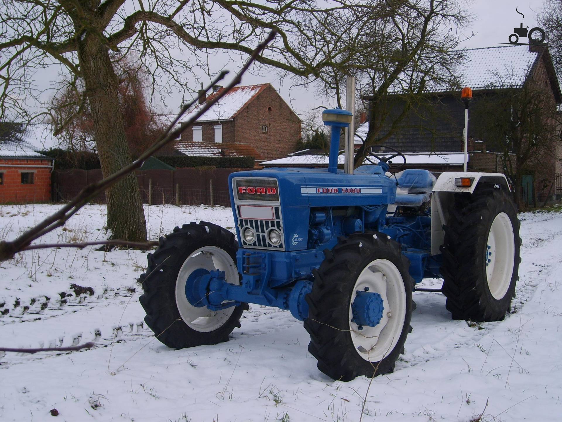Foto Ford 5000 #316444