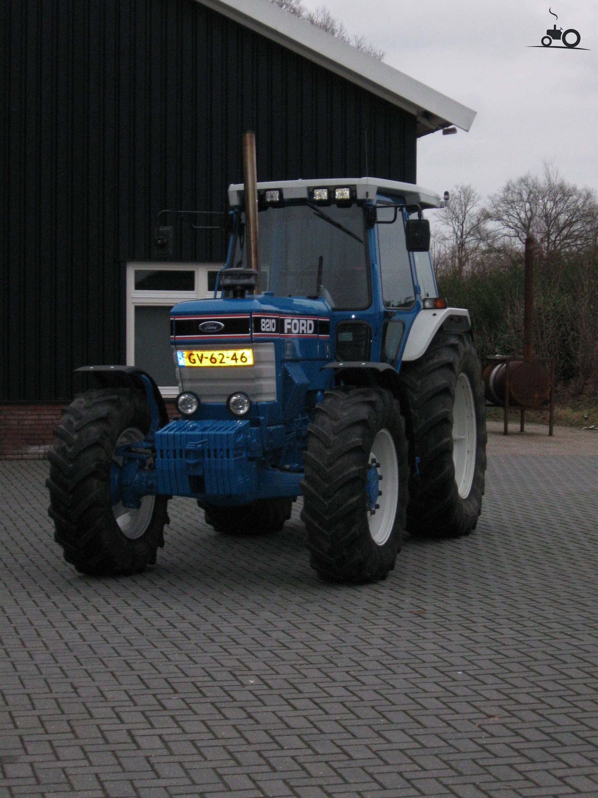 Ford 8210