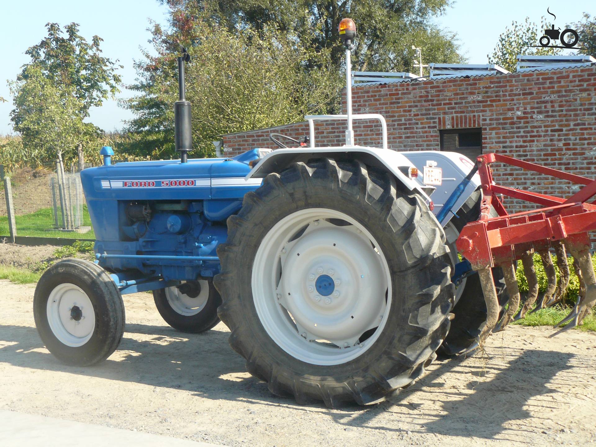 Ford 5000 - France - Tracteur image #549207