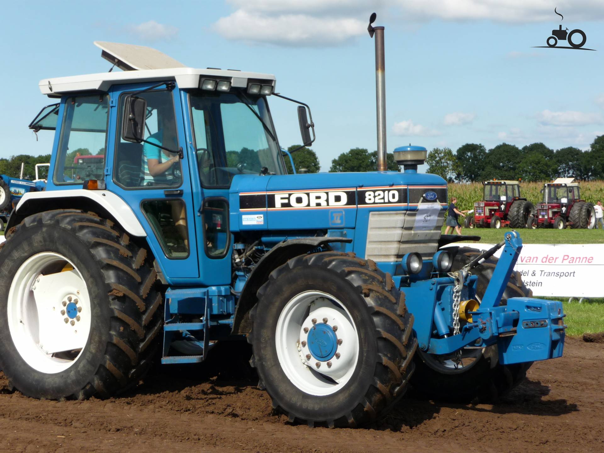 Foto Ford 8210 #620106