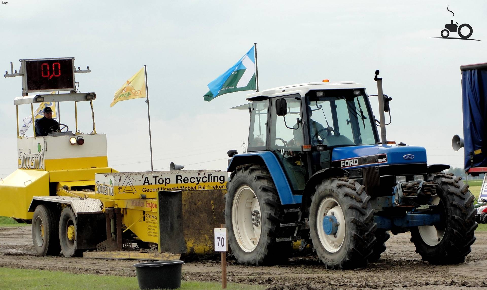 Foto Ford 8240 #638362