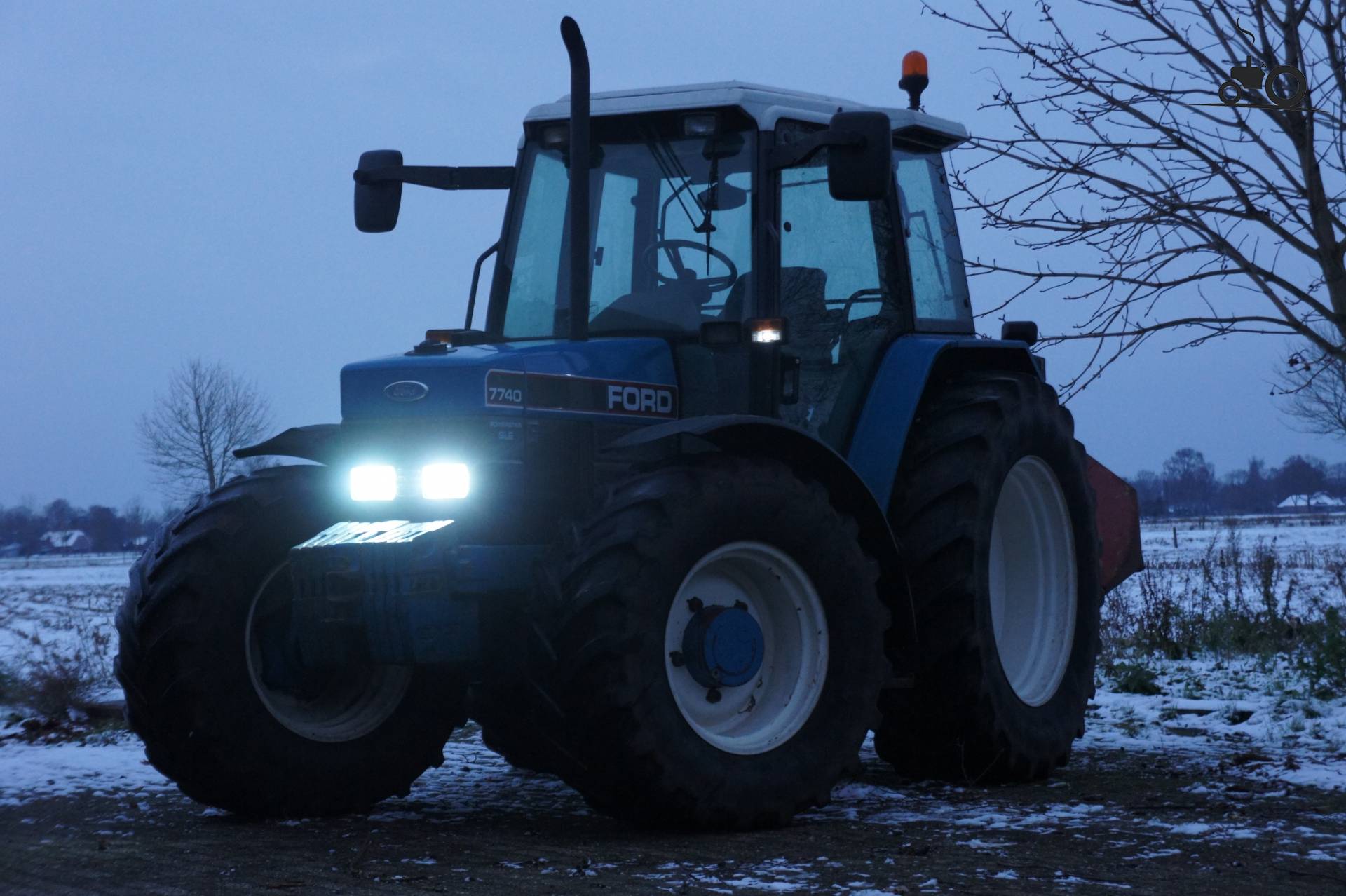 Foto Ford 7740 #714164