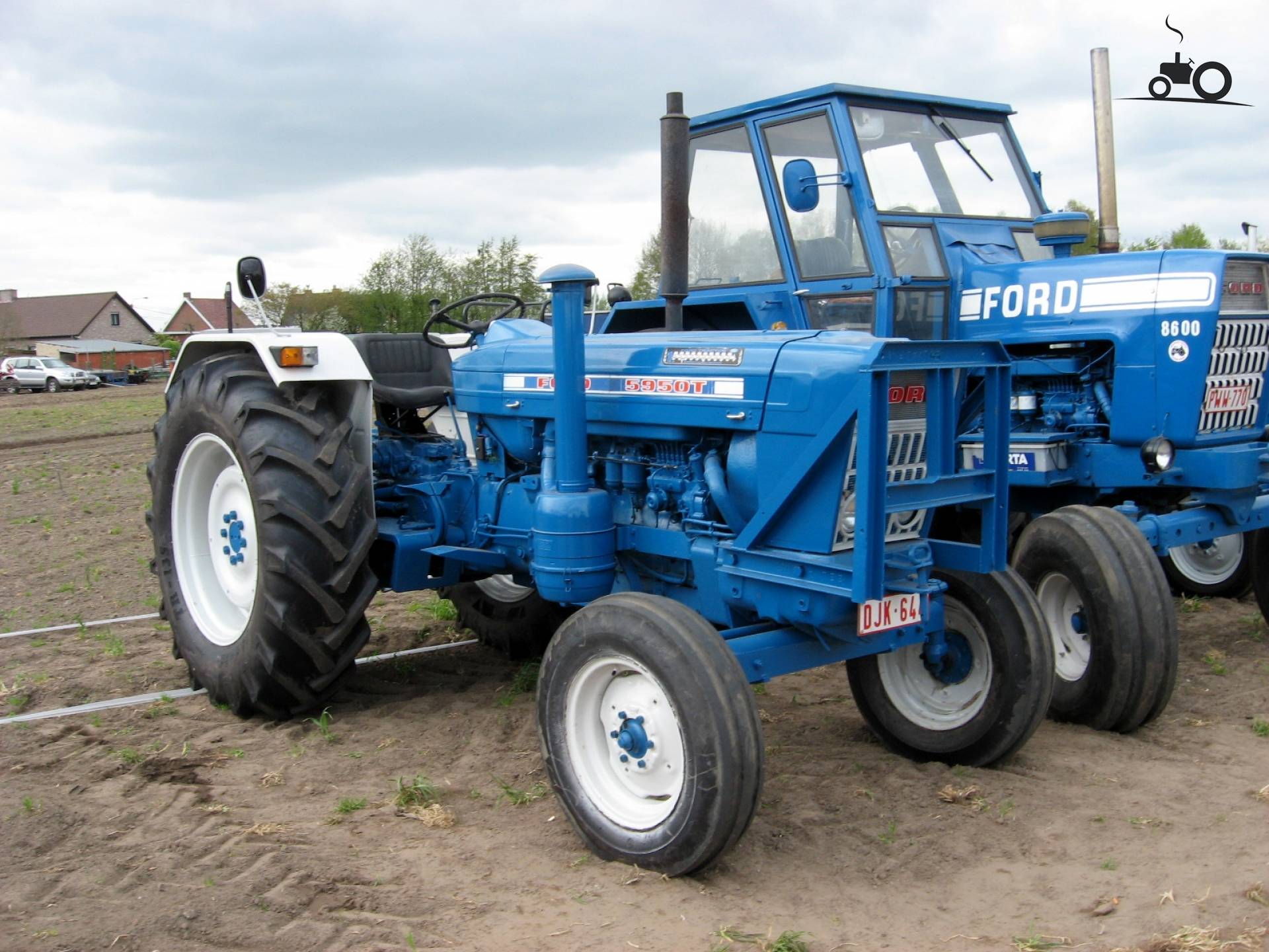 Foto Ford 5950T #755285