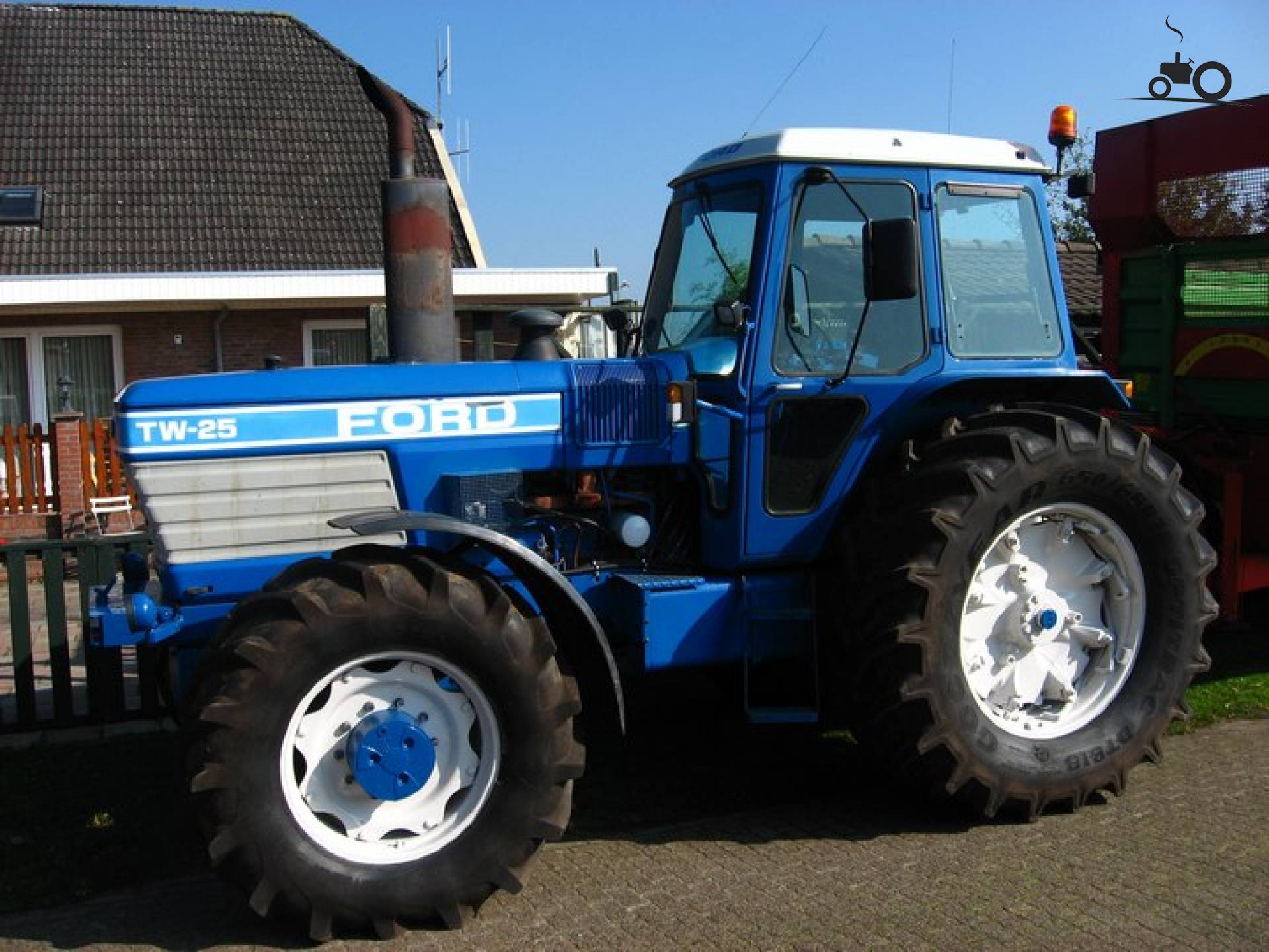 Foto Ford TW 25 #77067