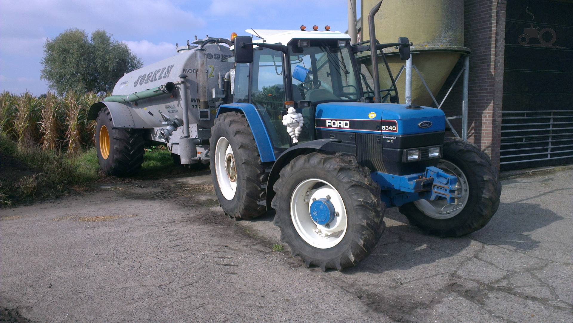 Foto Ford 8340 #802825