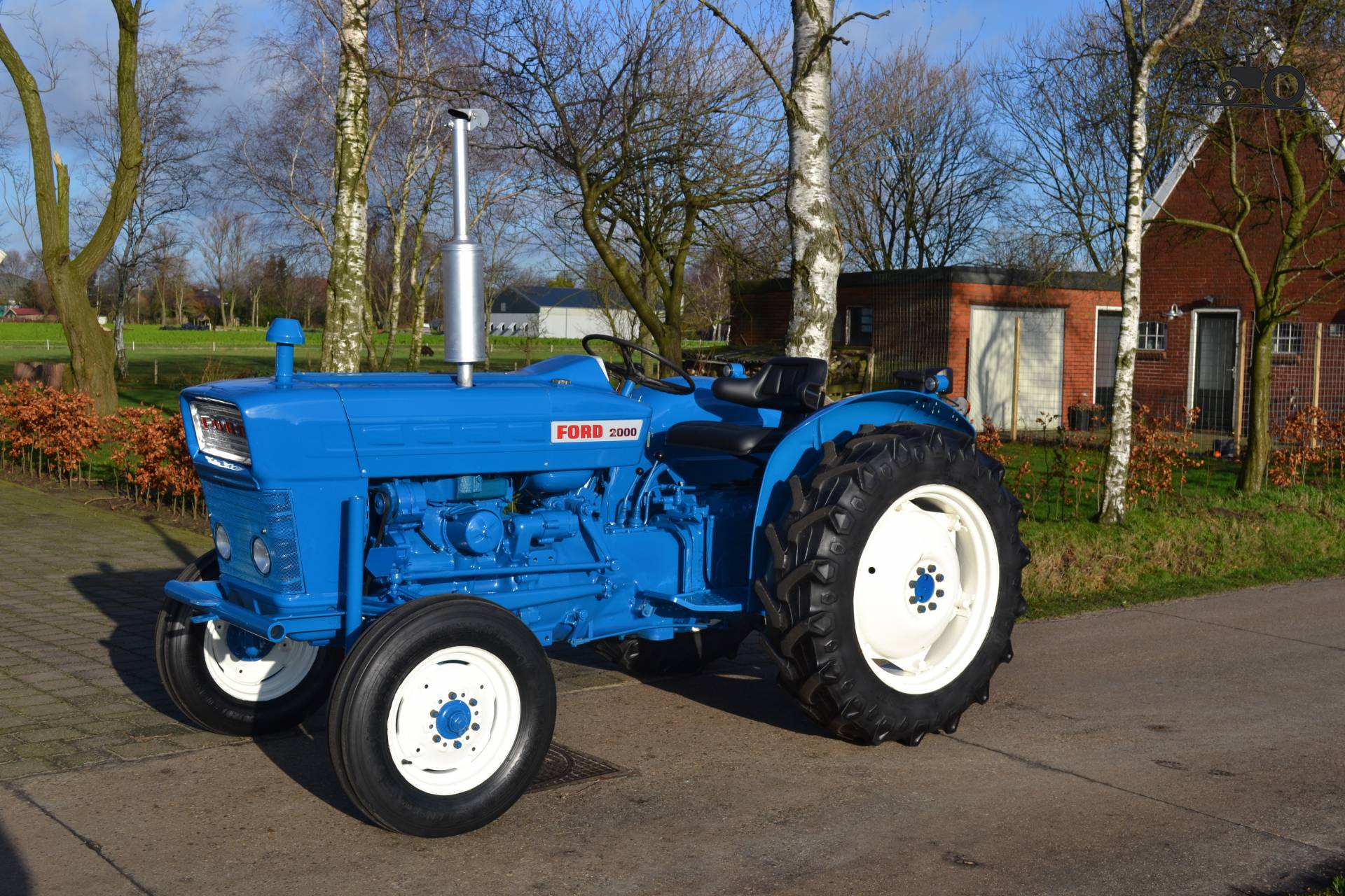 Foto Ford 2000 #819847