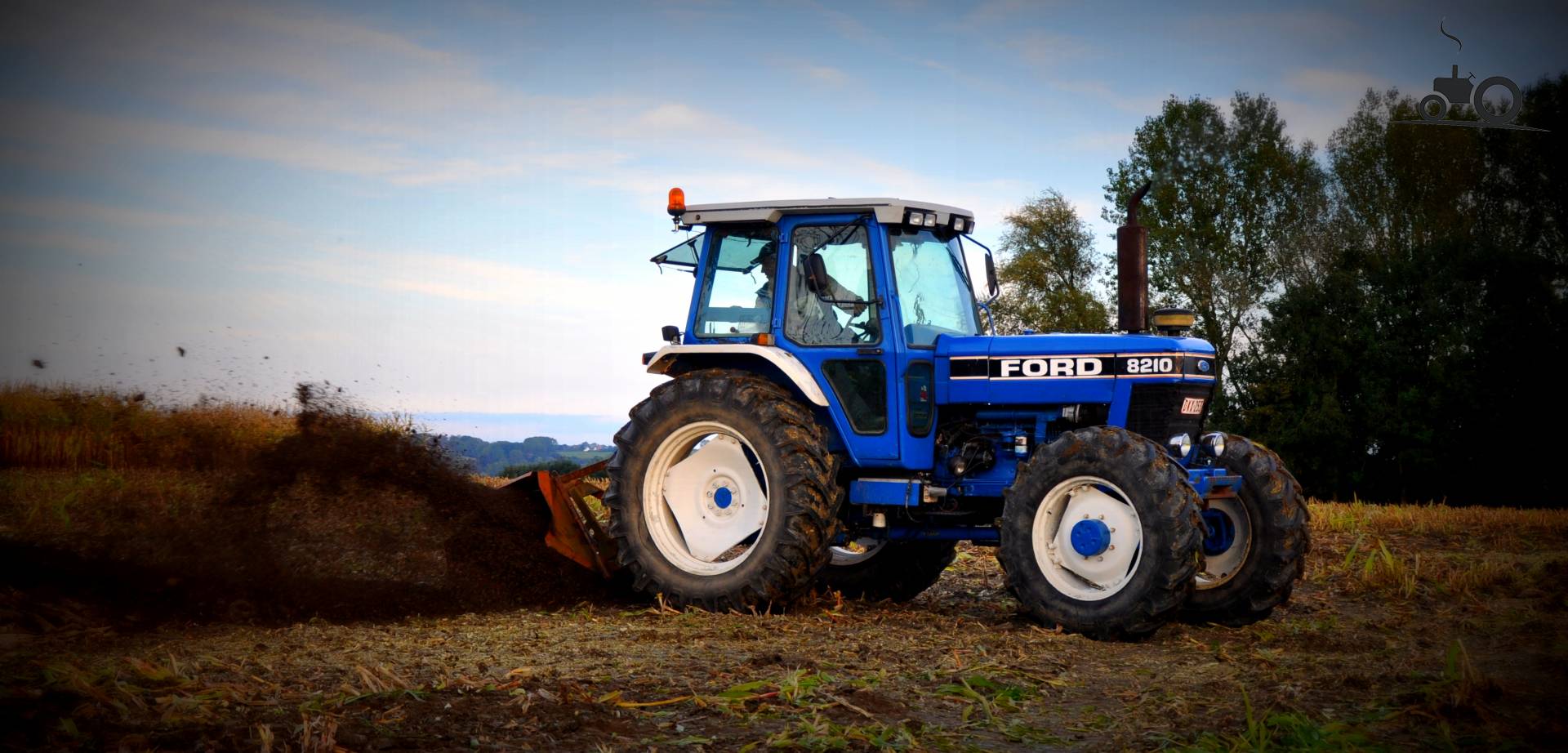 Foto Ford 8210 #829834