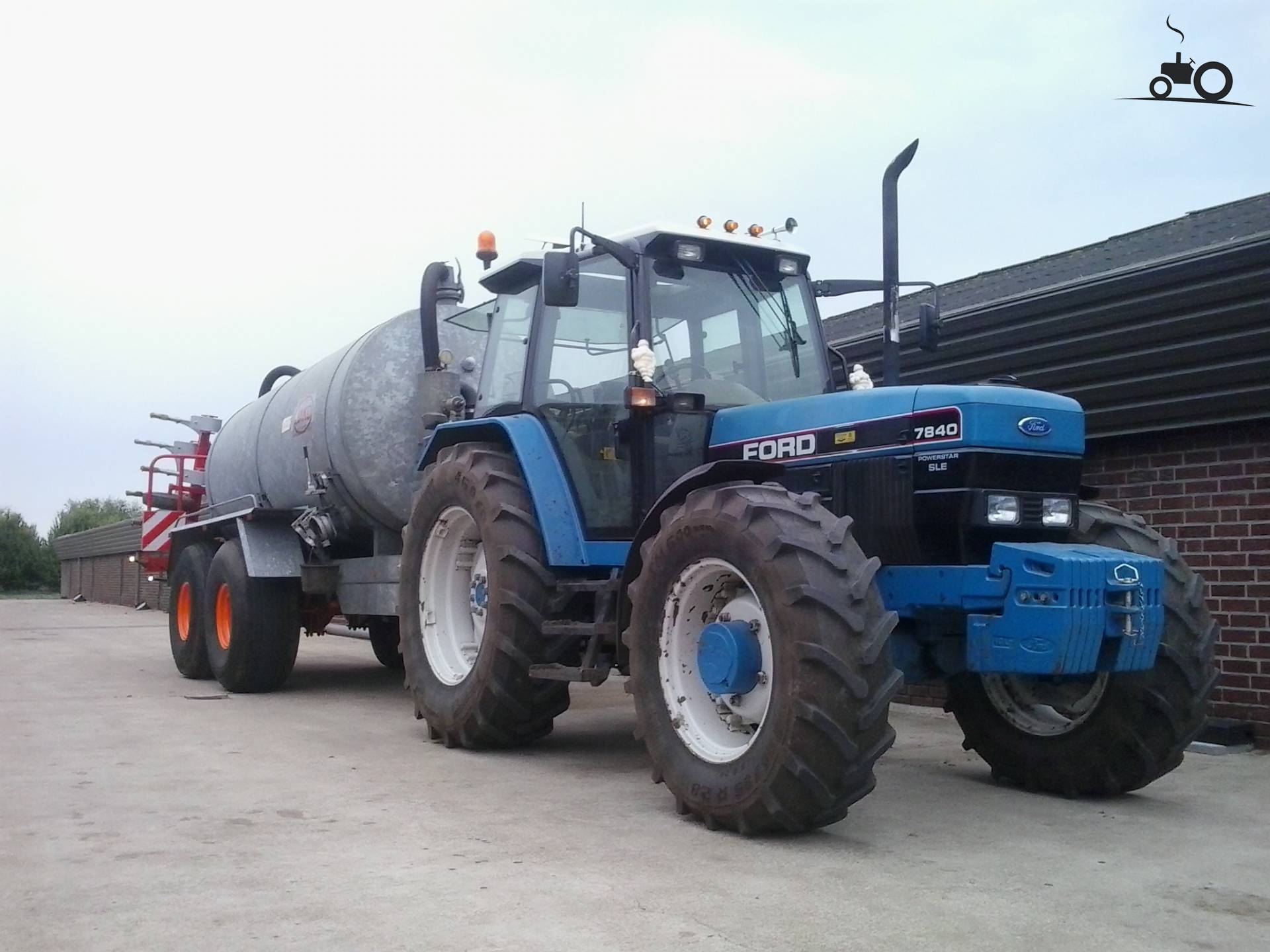 Foto Ford 7840 #840376