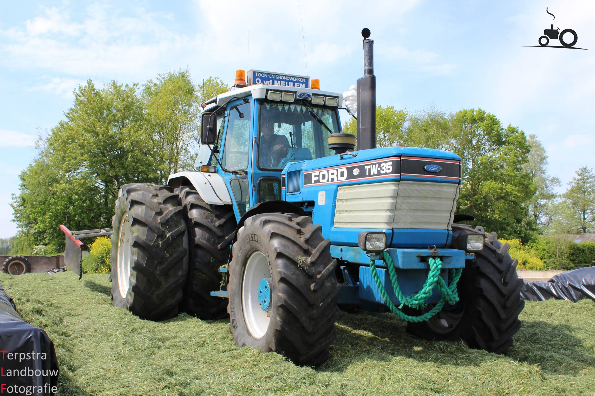 Foto Ford TW 35 #844699