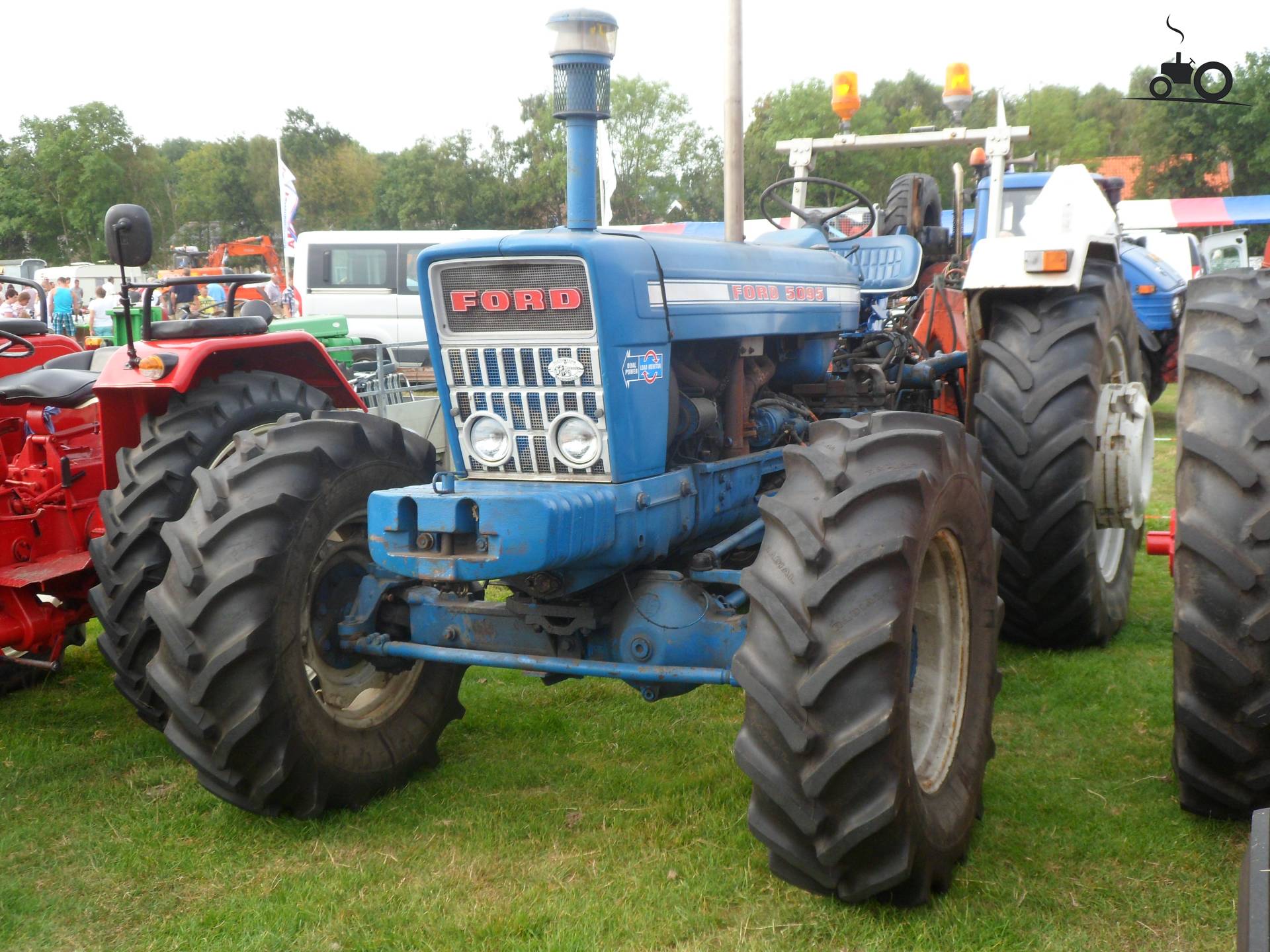 Foto Ford 7095 #862075