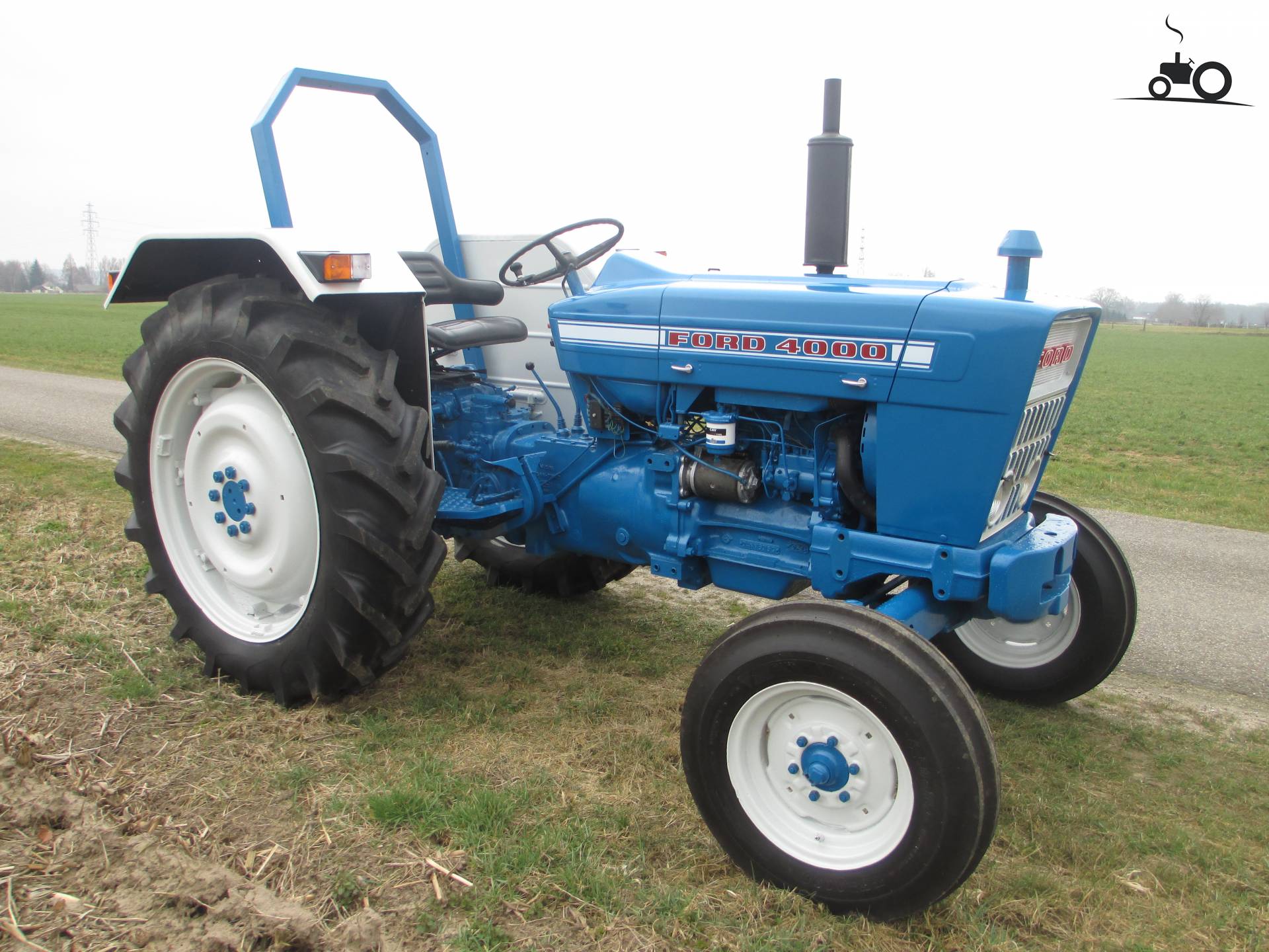 Foto Ford 4000 #901859