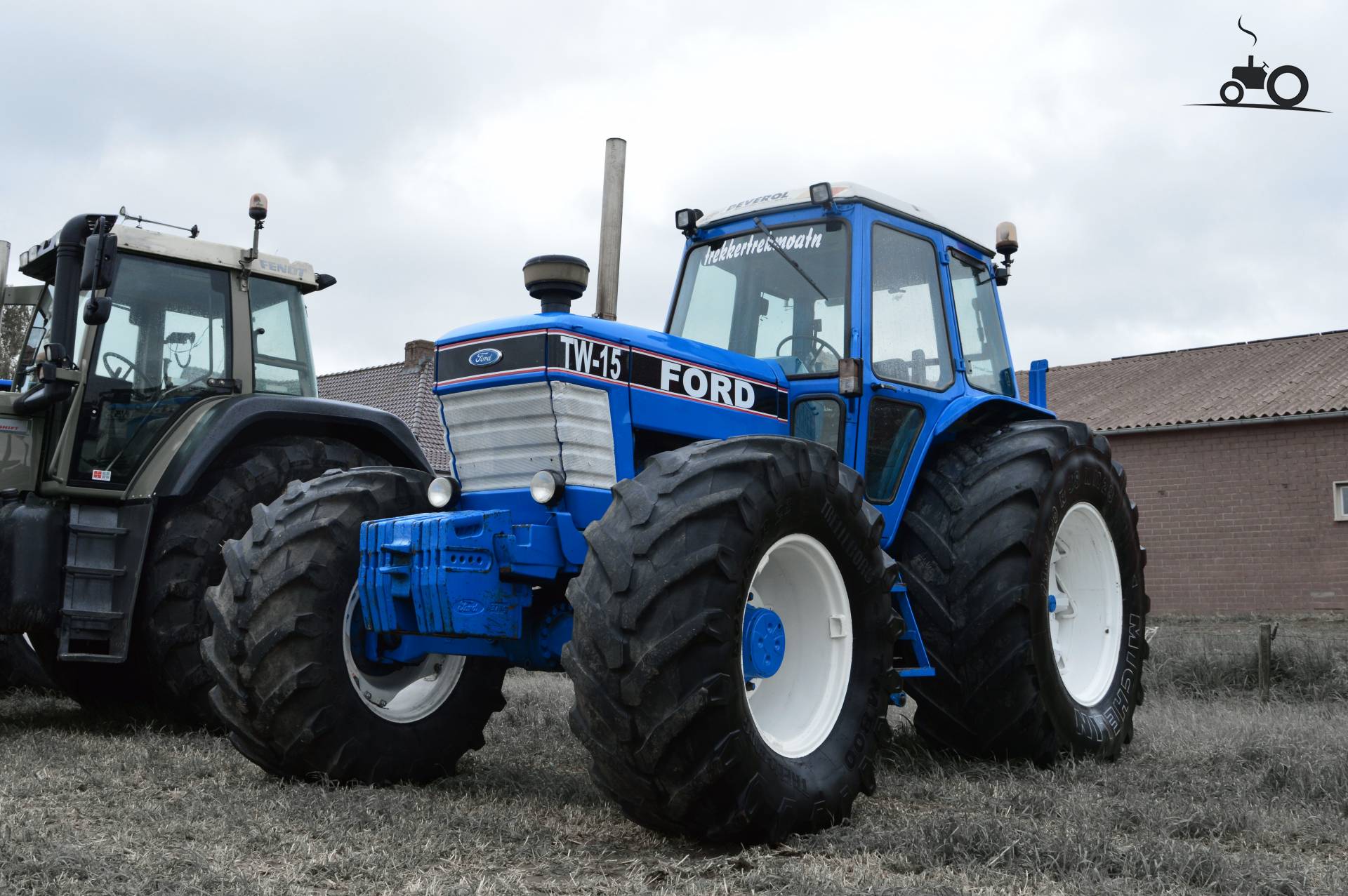 Foto Ford TW 15 #917217