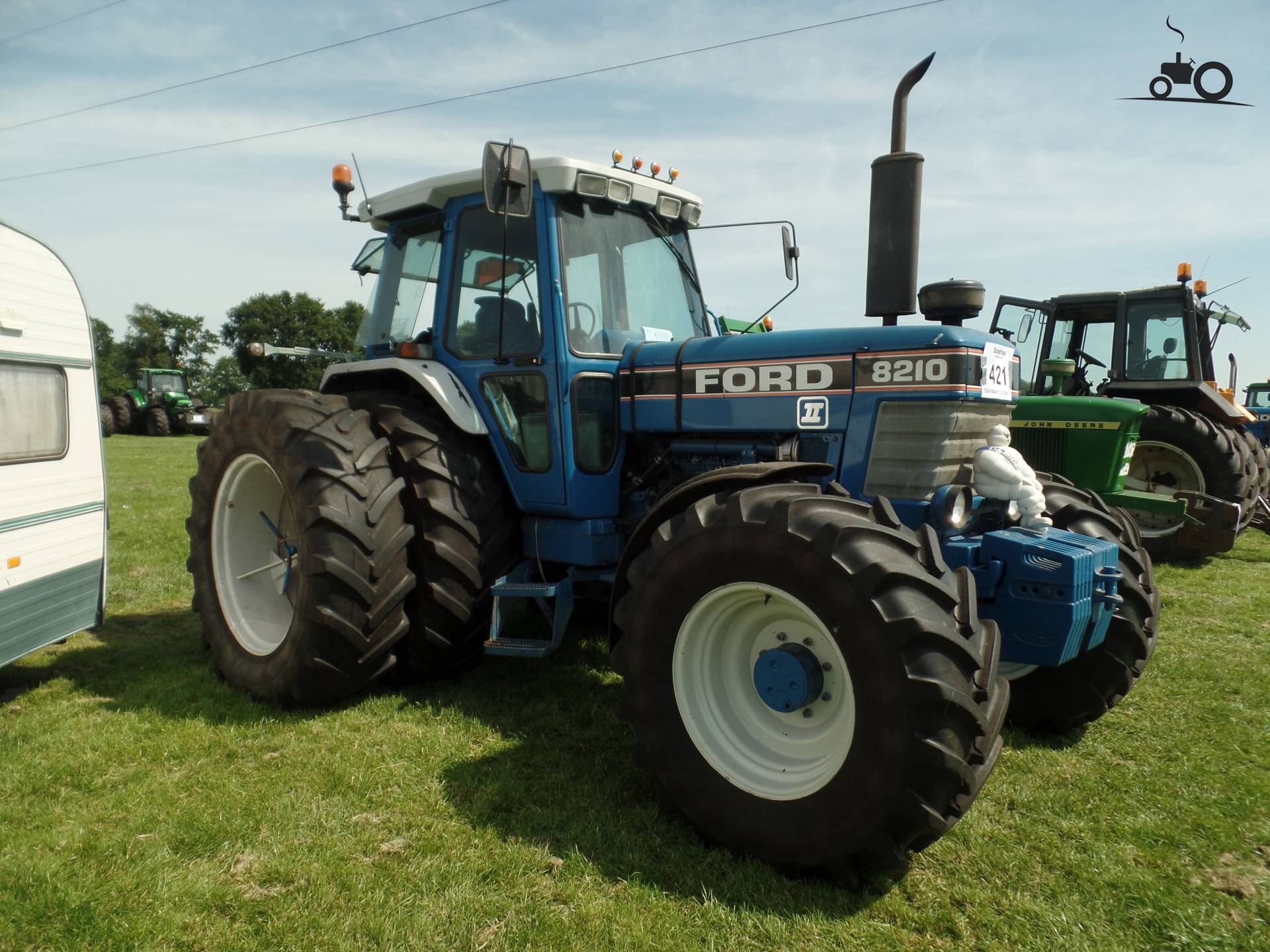 Foto Ford 8210 #926980