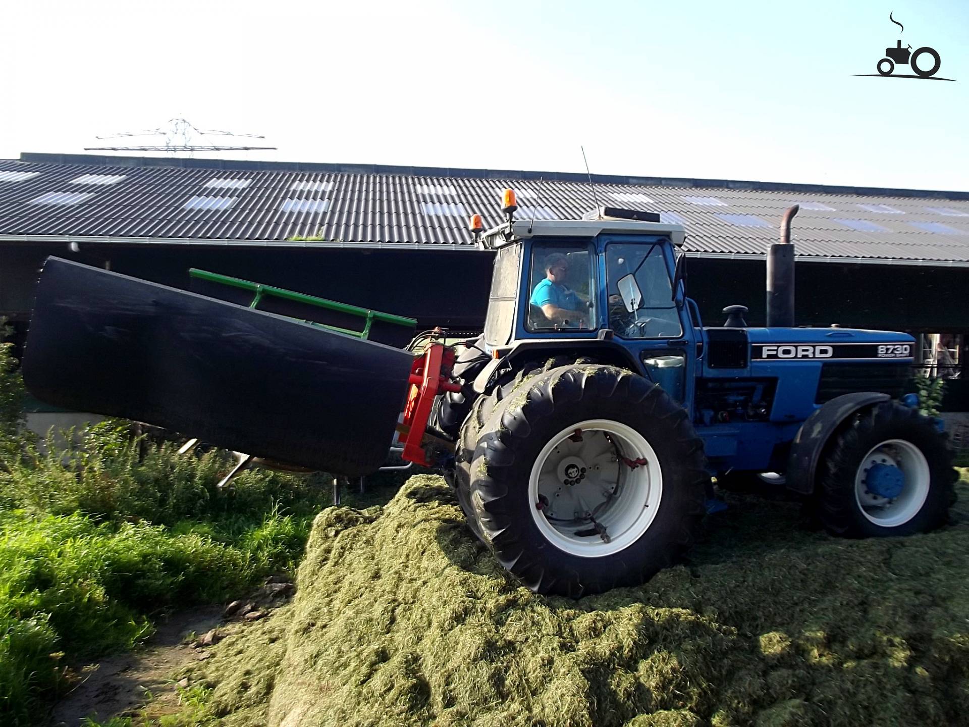 Foto Ford 8730 #934927