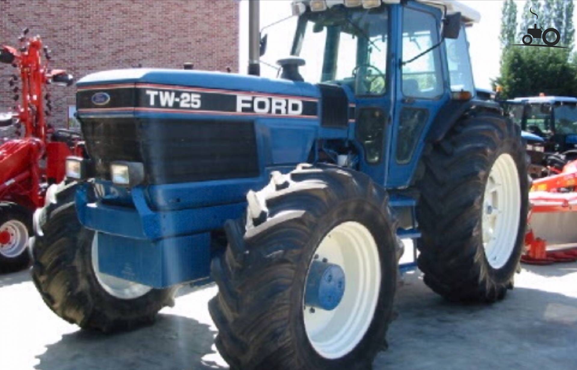 Ford TW 25 - United Kingdom - Tractor picture #939010