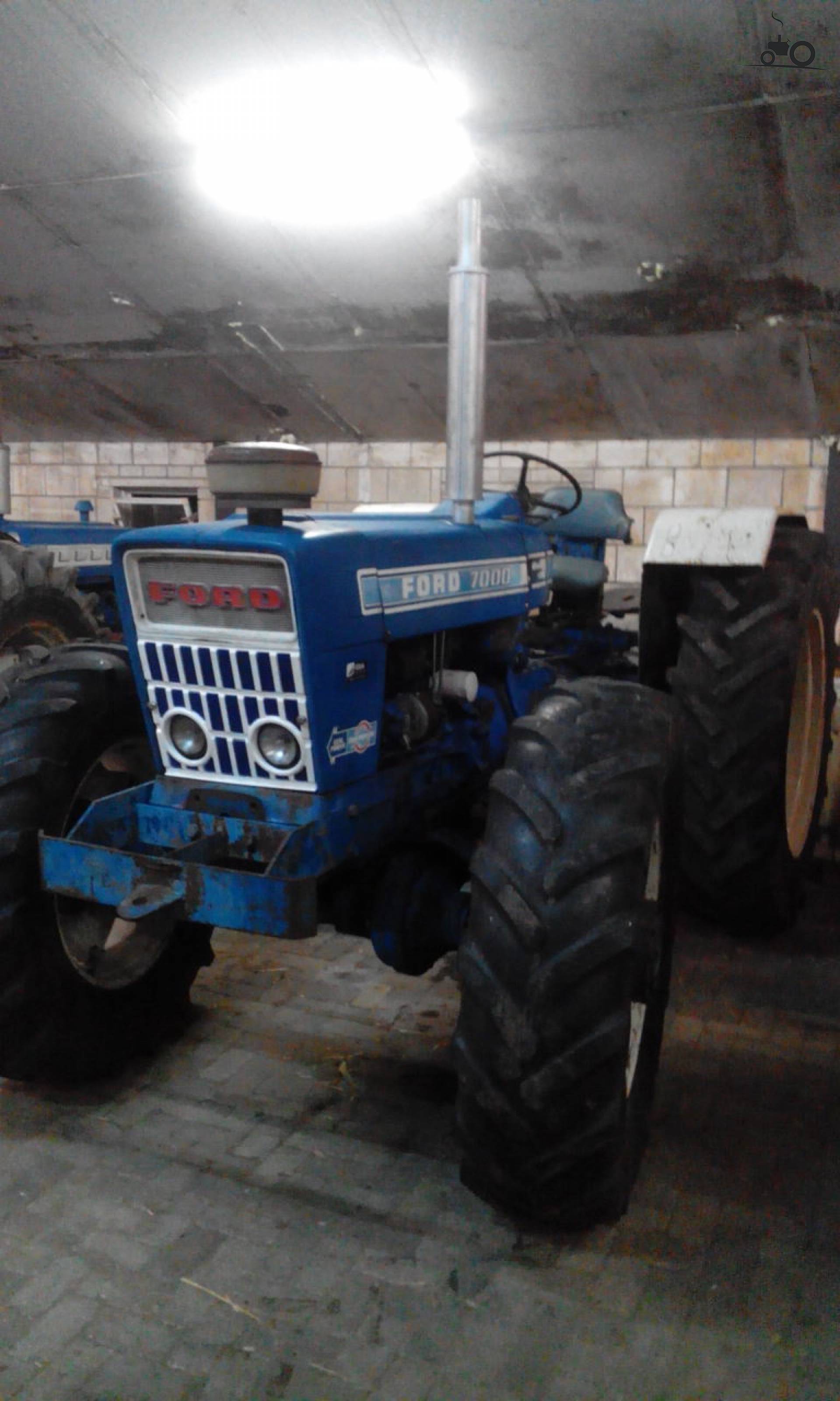 Foto Ford 7000 #947167