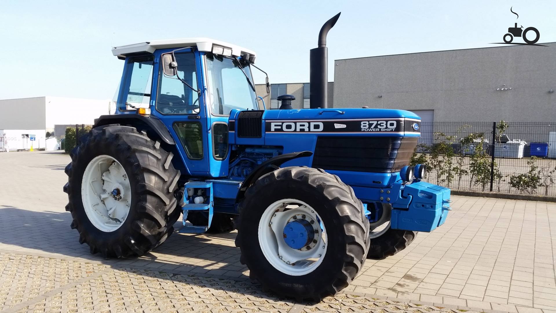 Foto Ford 8730 #956082