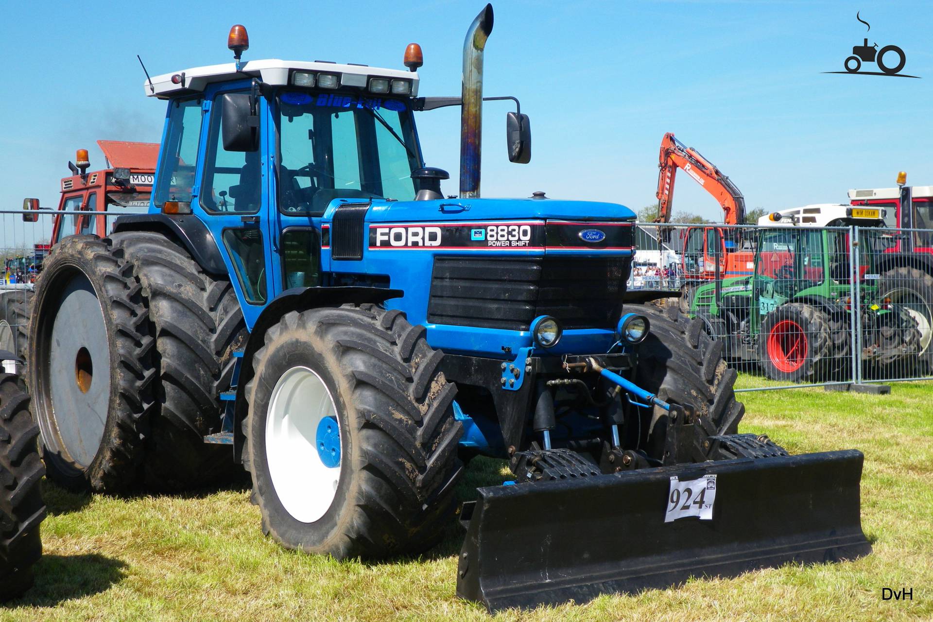 Foto Ford 8830 #964737