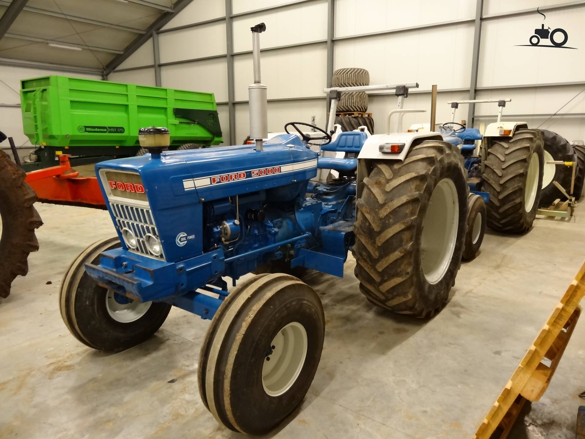 Foto Ford 5000 #971420