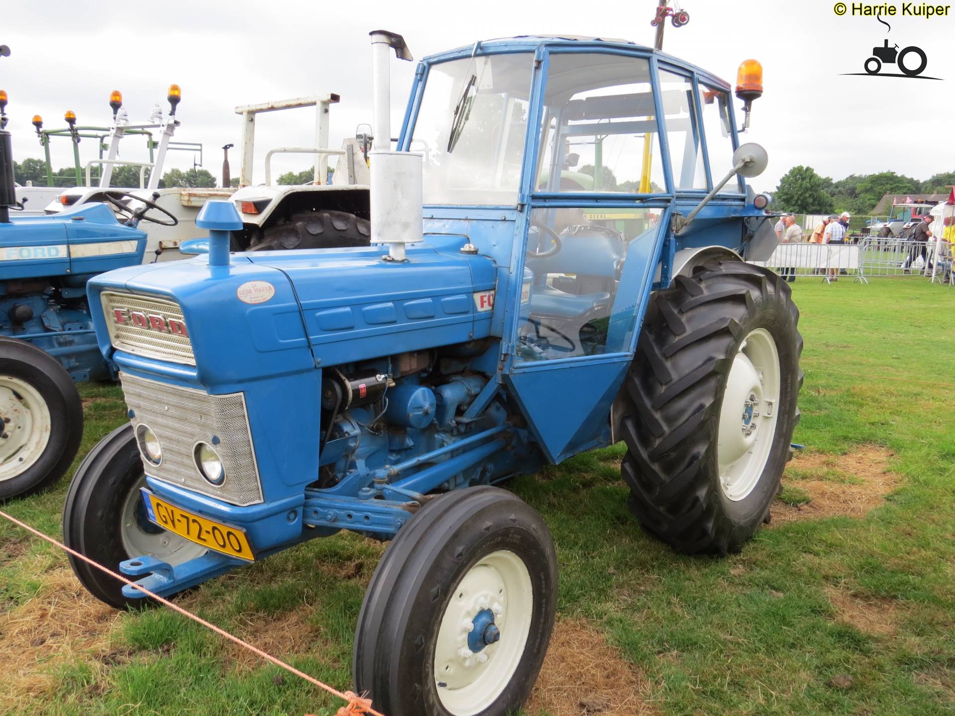 Foto Ford 2000 #976189