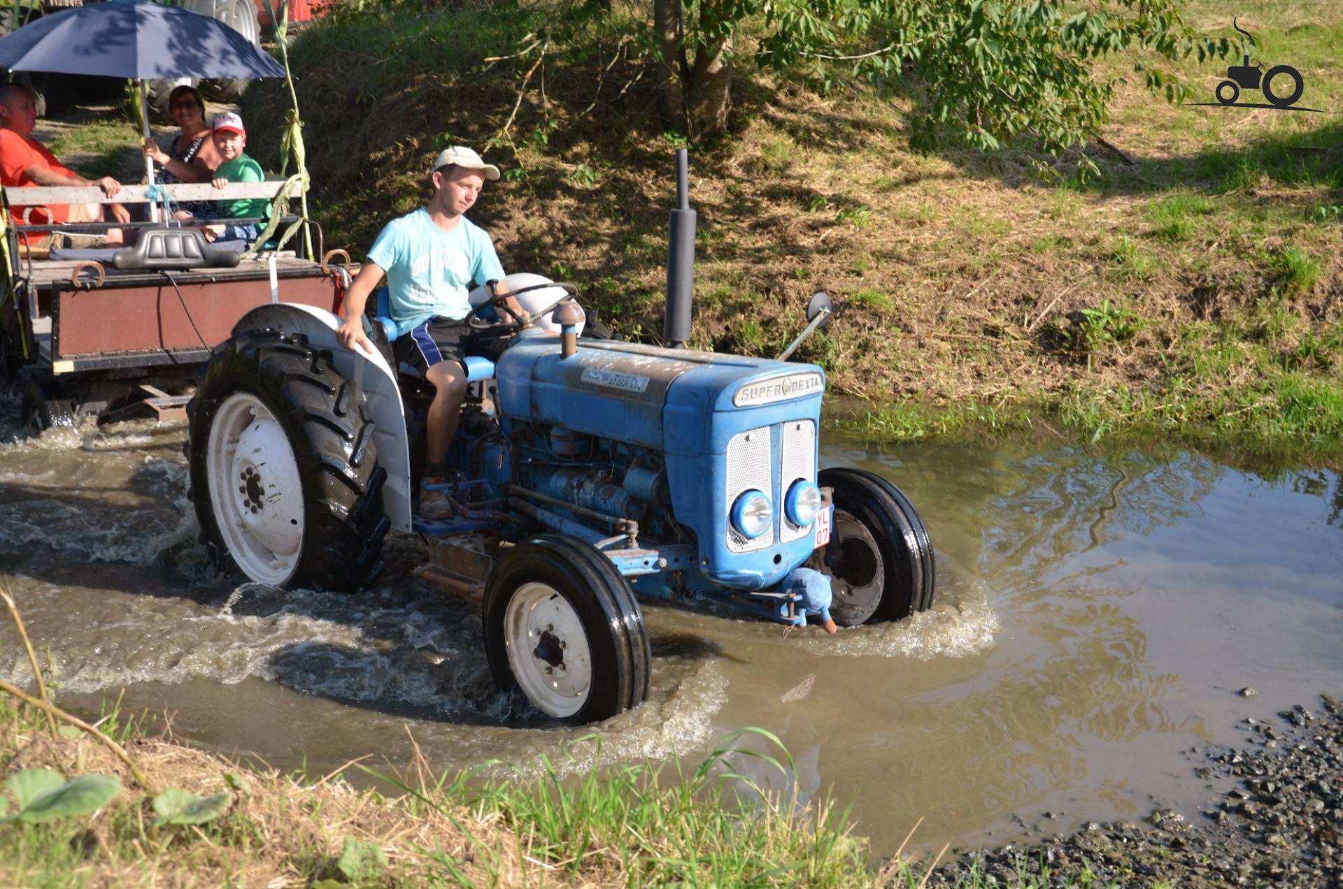 Foto Fordson Super Dexta #1311405