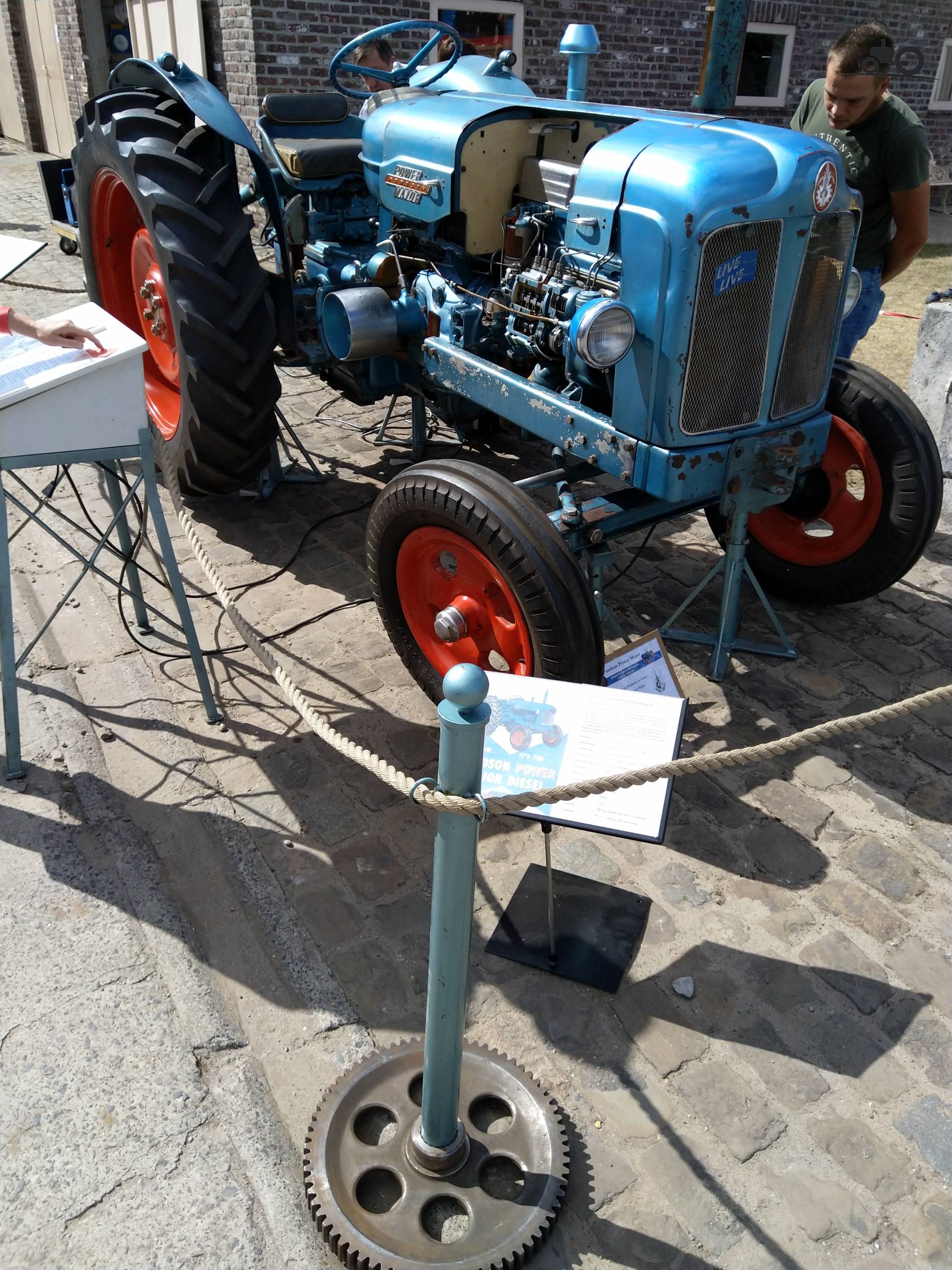 Foto Fordson #1487994
