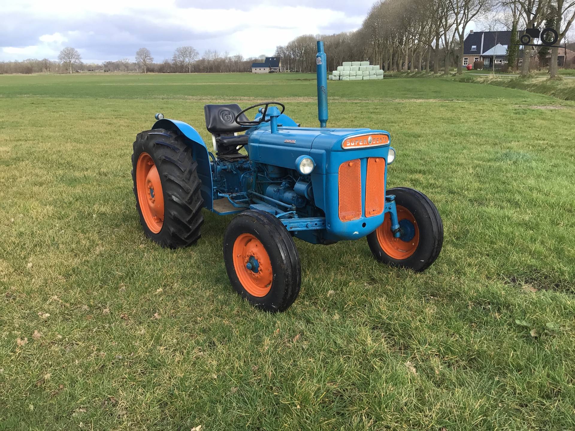 Foto Fordson Super Dexta #1609998