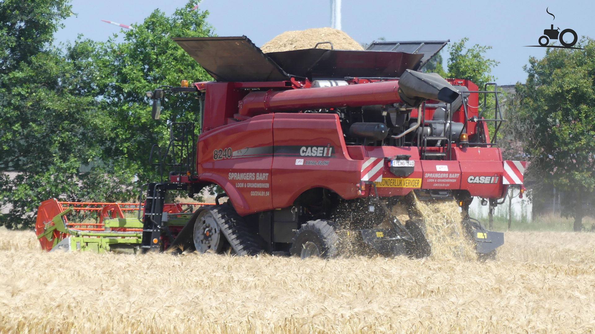 Case IH Axial Flow 8240 (Combine)