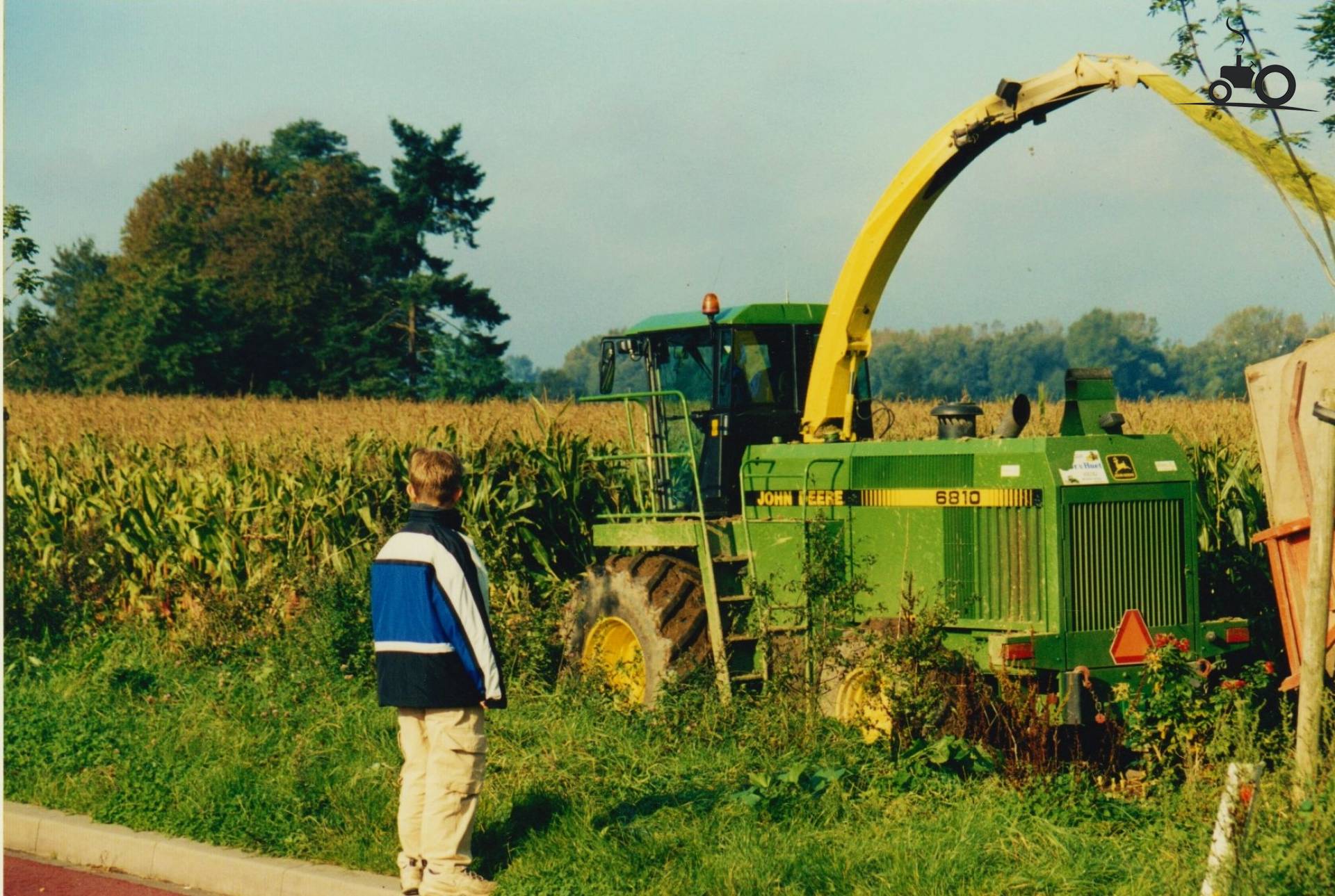 Foto John Deere 6810 hakselaar 1244396