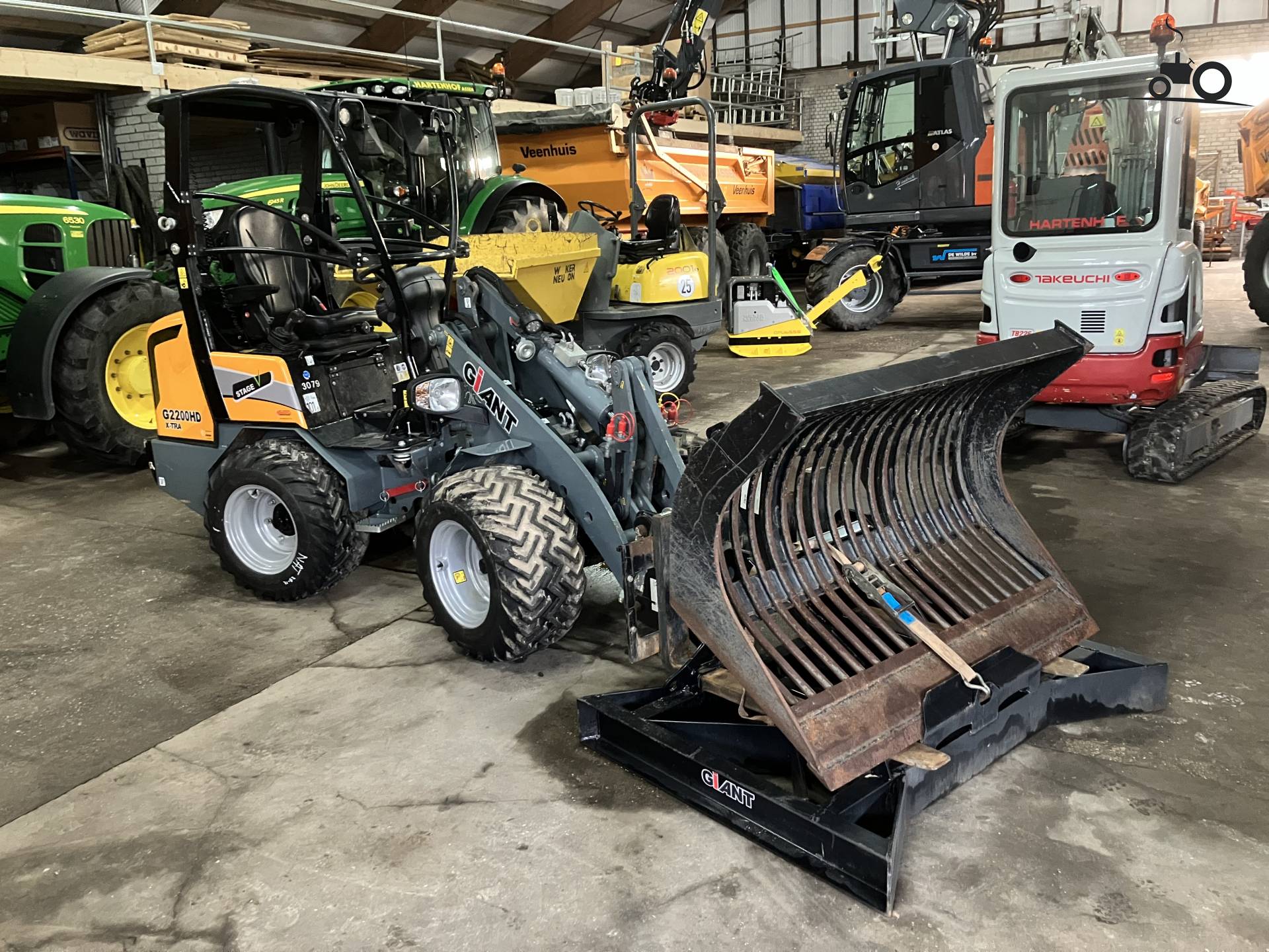 Foto Giant G2200 van Gebr. Hartenhof BV