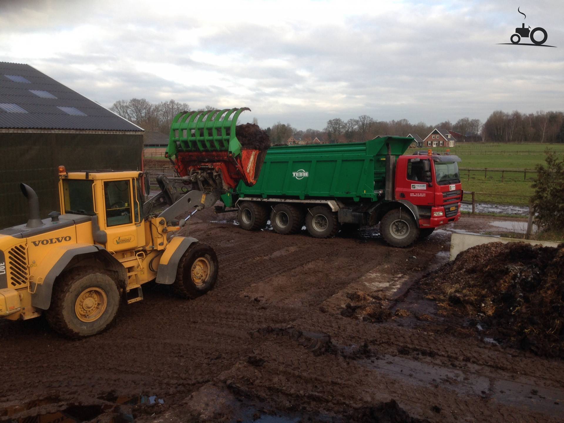 Foto GINAF Mesttruck van Tolkamp Agri Service