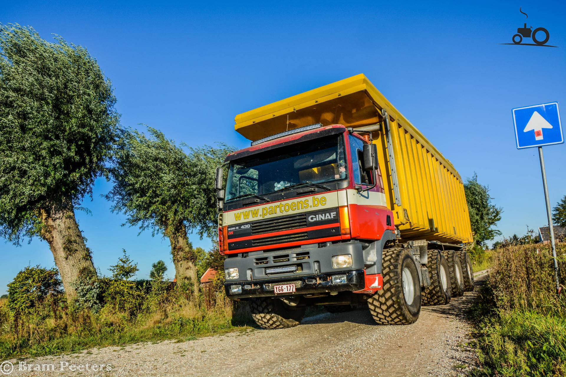 Foto GINAF Maistruck van Partoens BvBa Agro Service