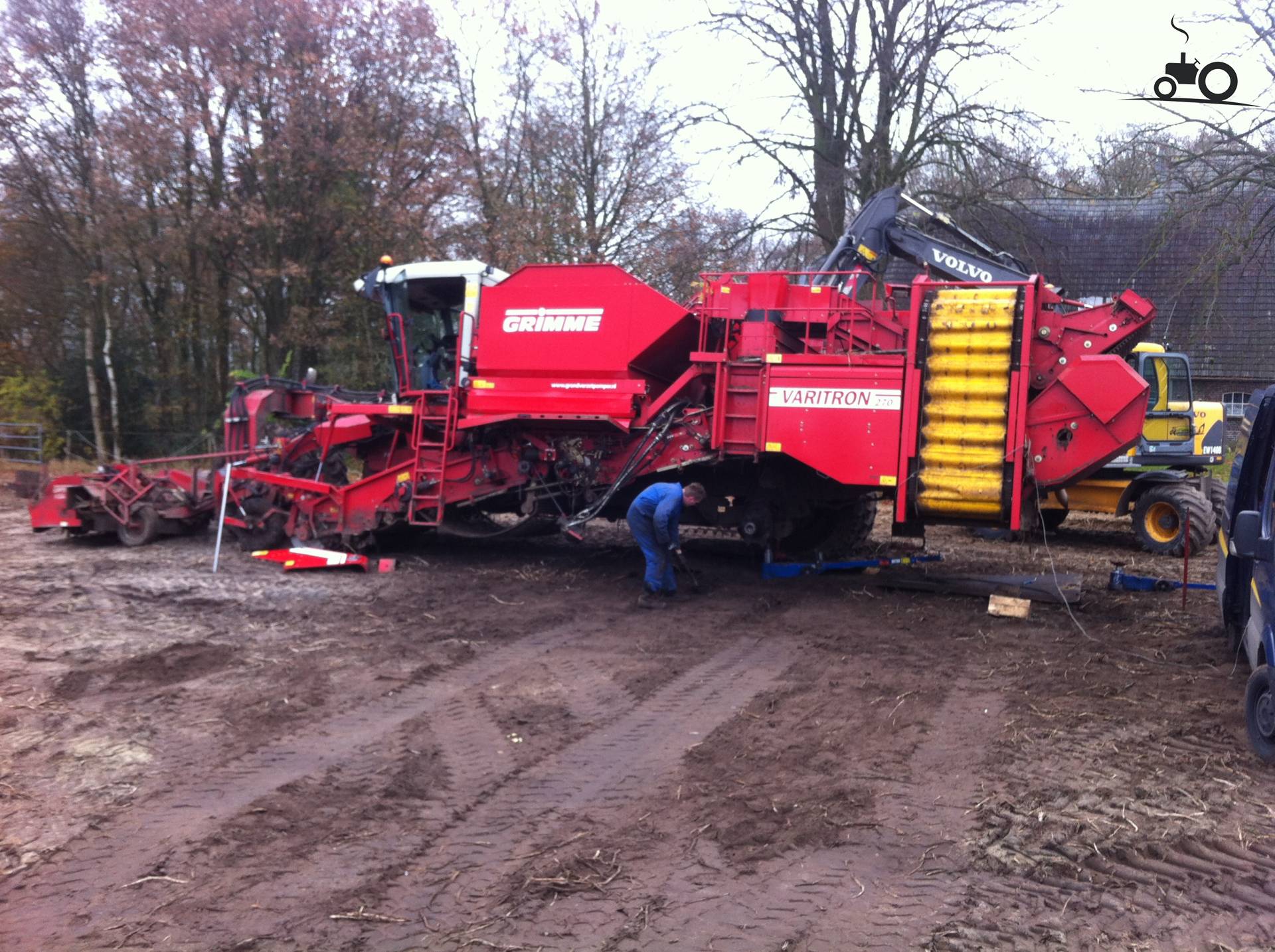Foto Grimme Varitron 270 van Loon,- Grondverzetbedrijf Pomper VOF