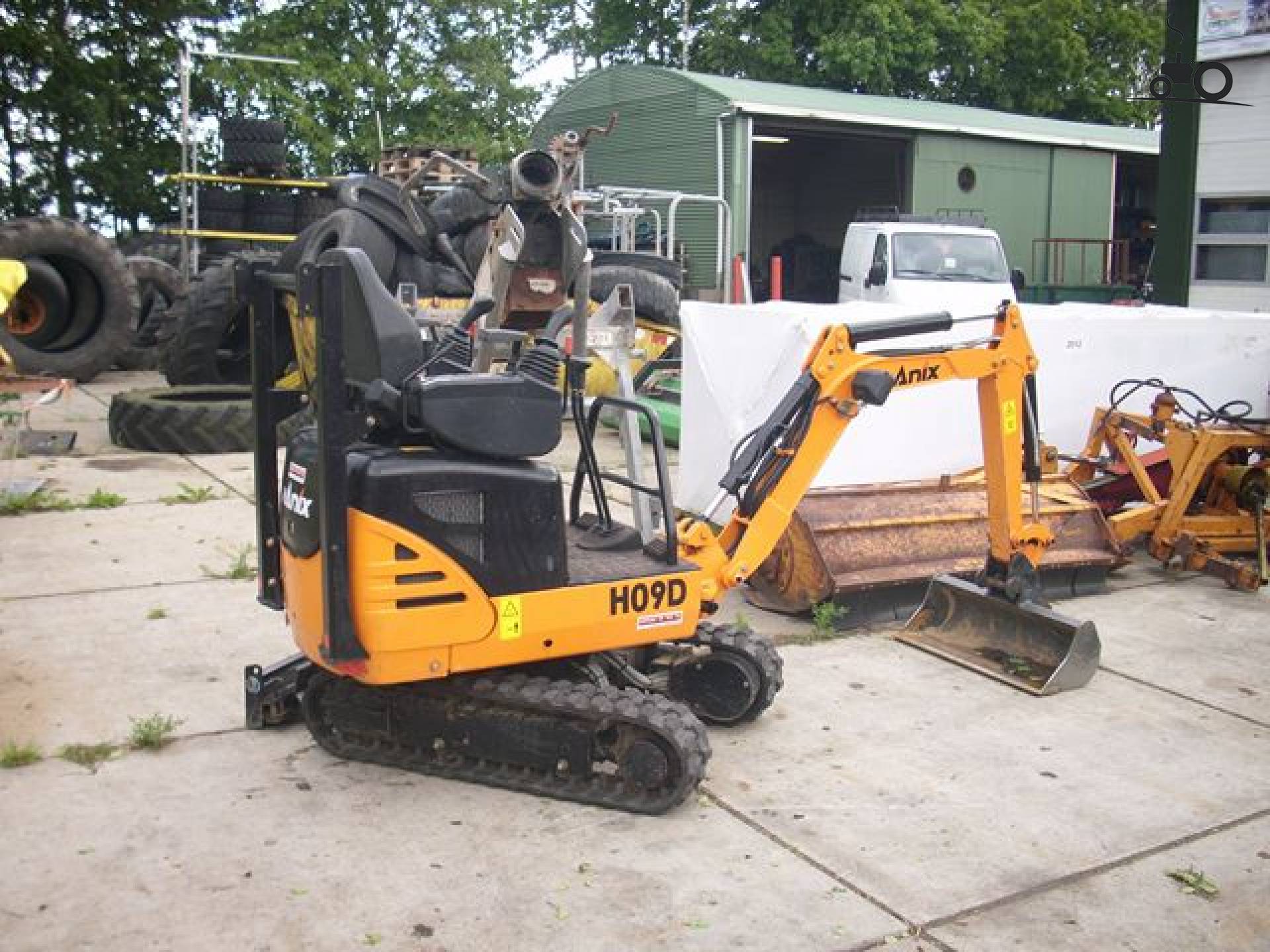 Foto Hanix H09D van Schipper Mechanisatie BV