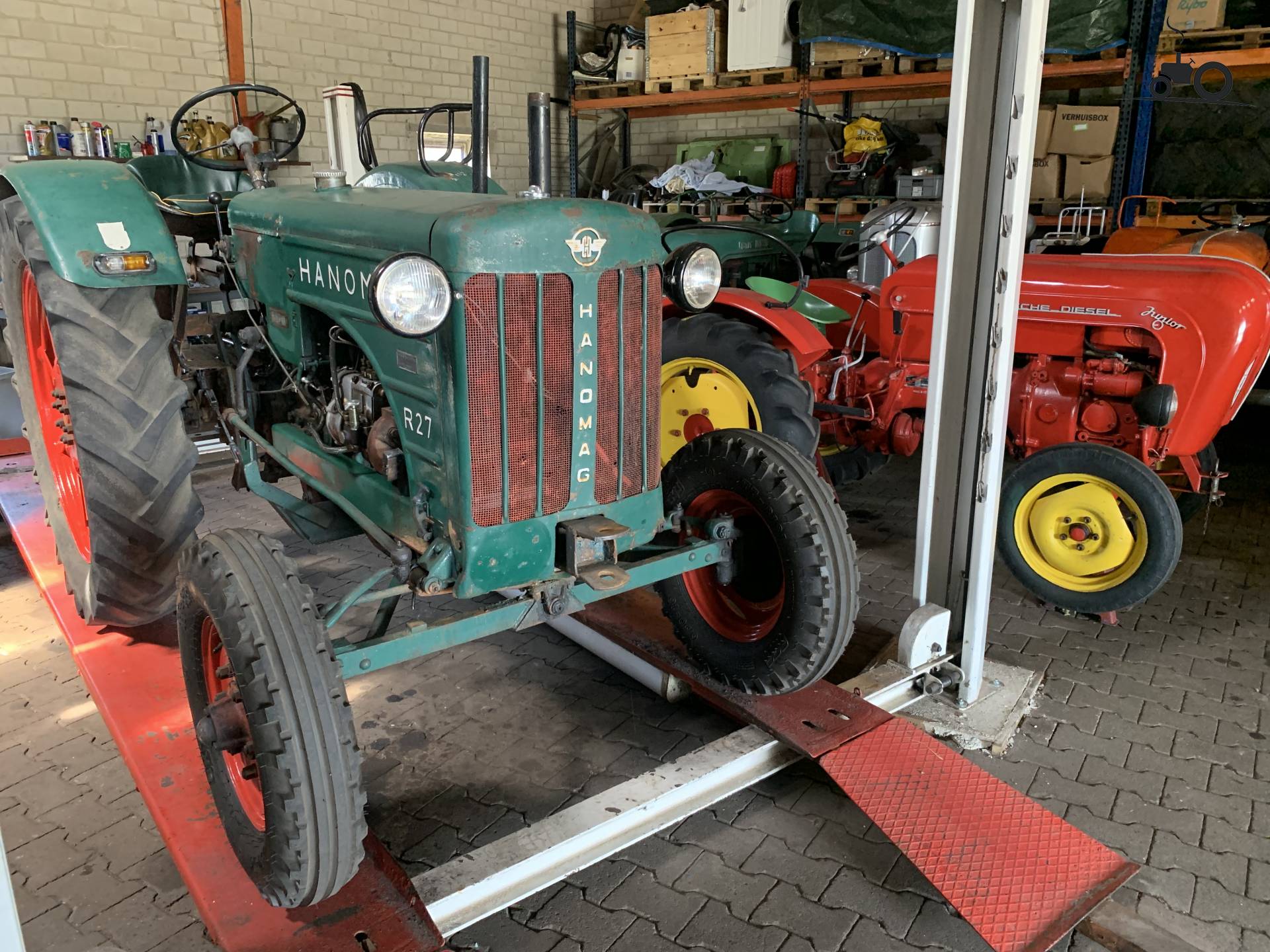 Foto Hanomag R27 #1483036