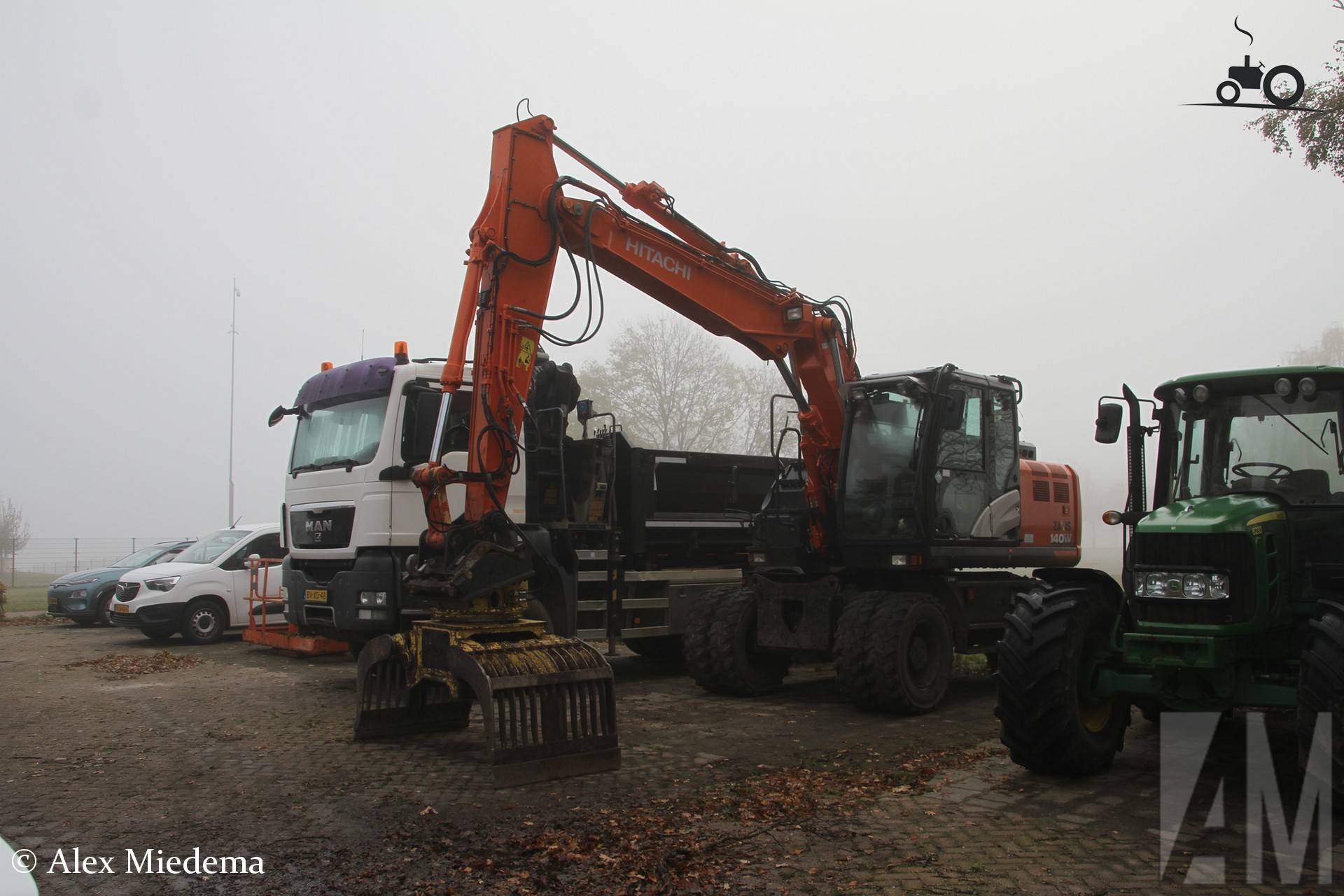 Foto Hitachi Zaxis 140W #1545934