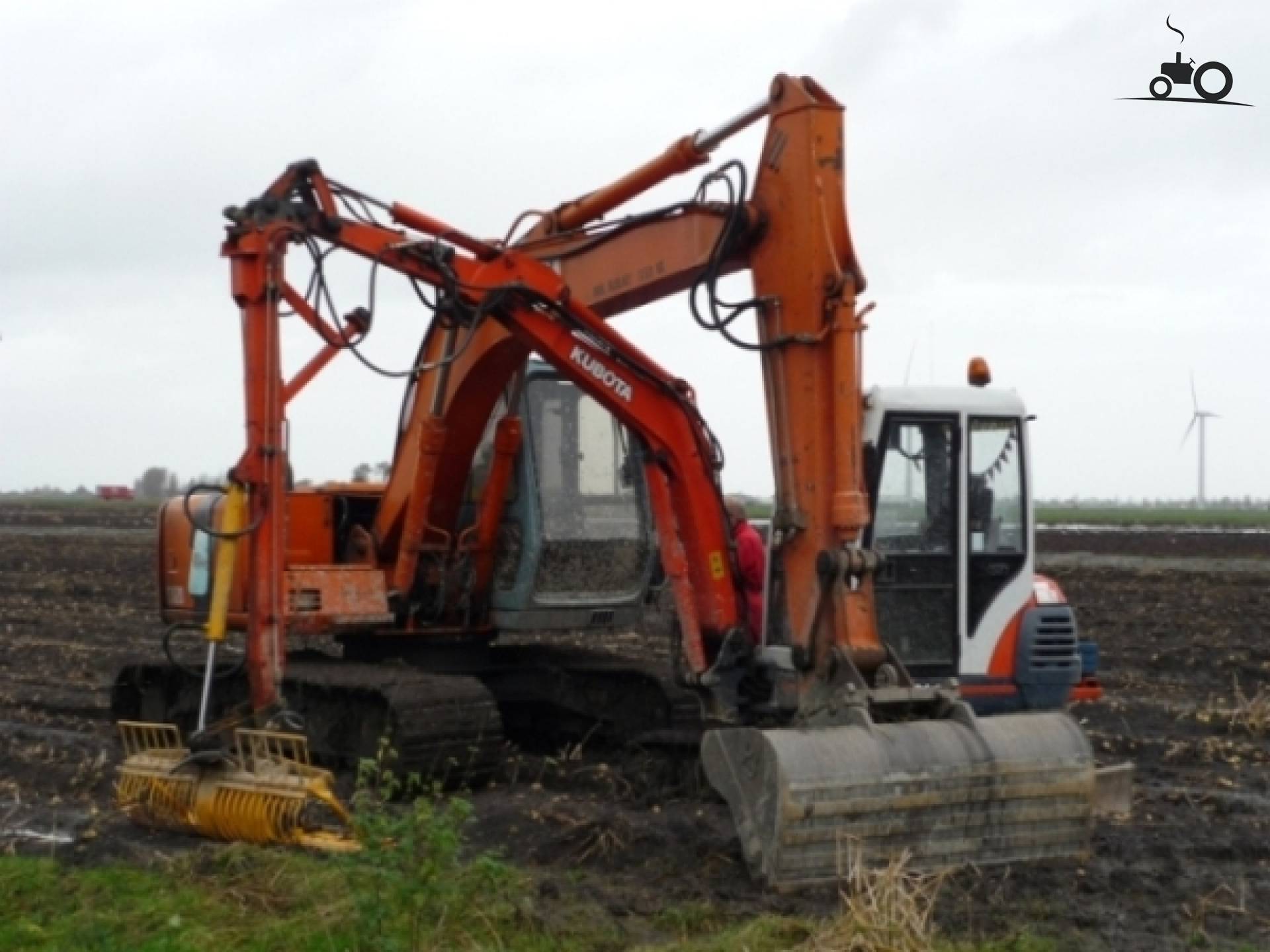 Hitachi EX 120
