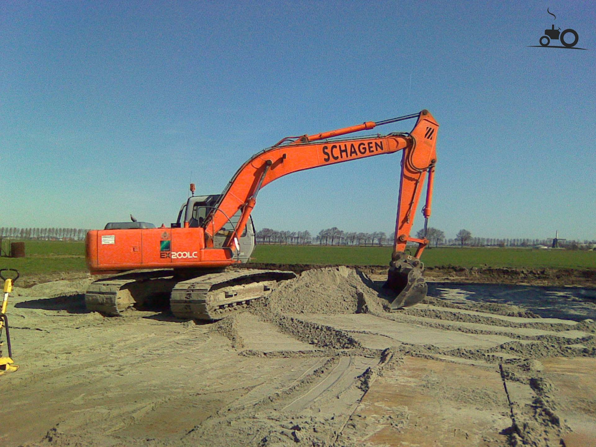 Foto Hitachi EX 200 #212989