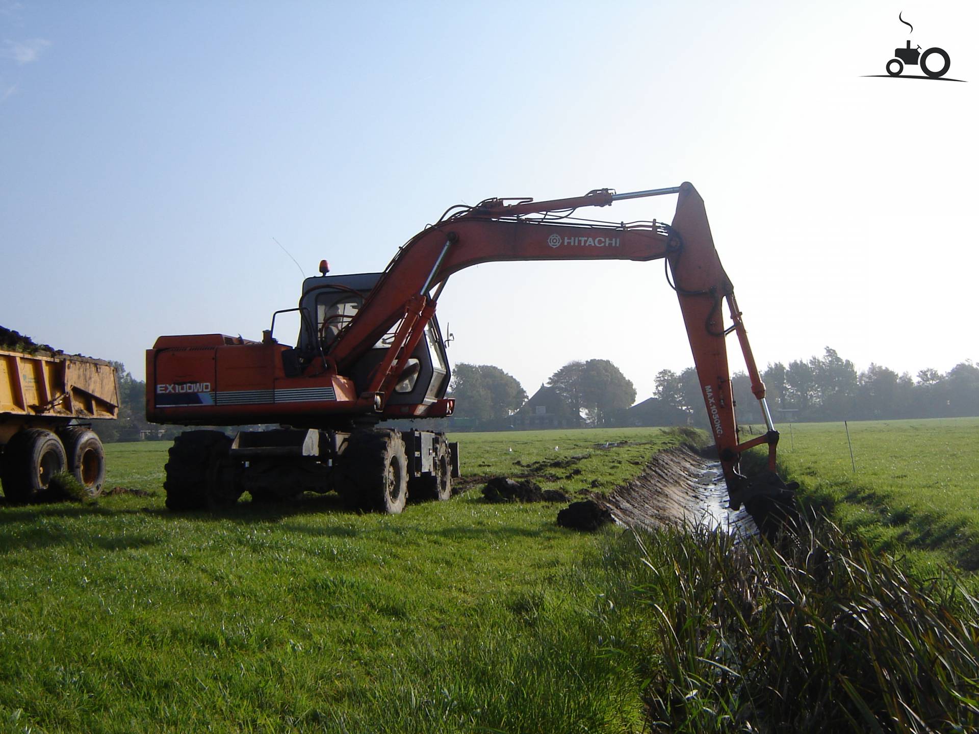 Foto Hitachi EX 100 WD #78939