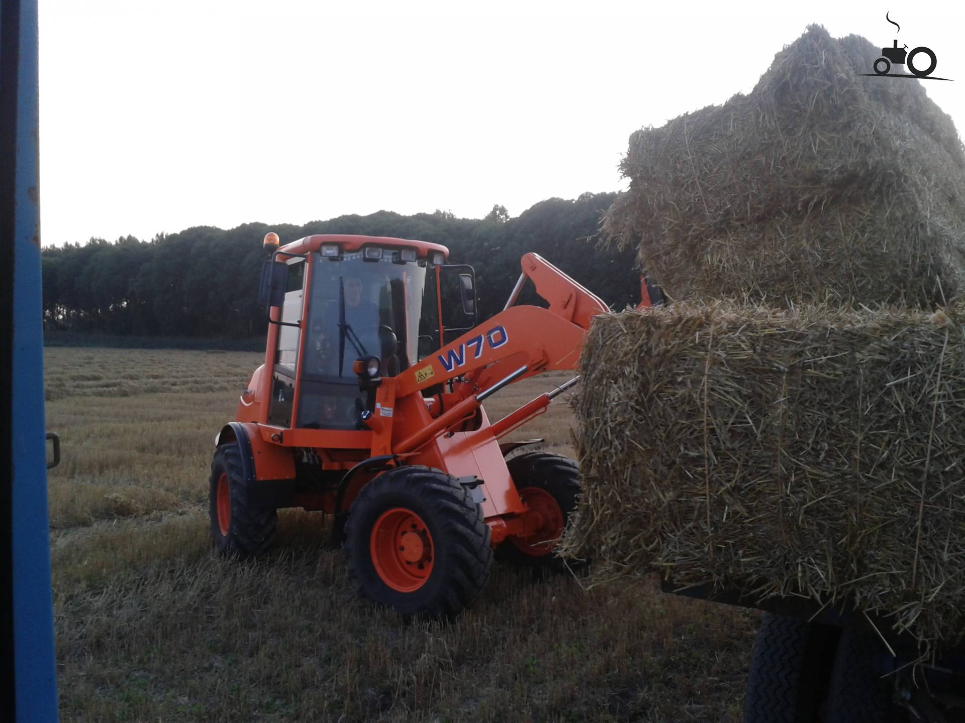 Foto Hitachi W70 #794993