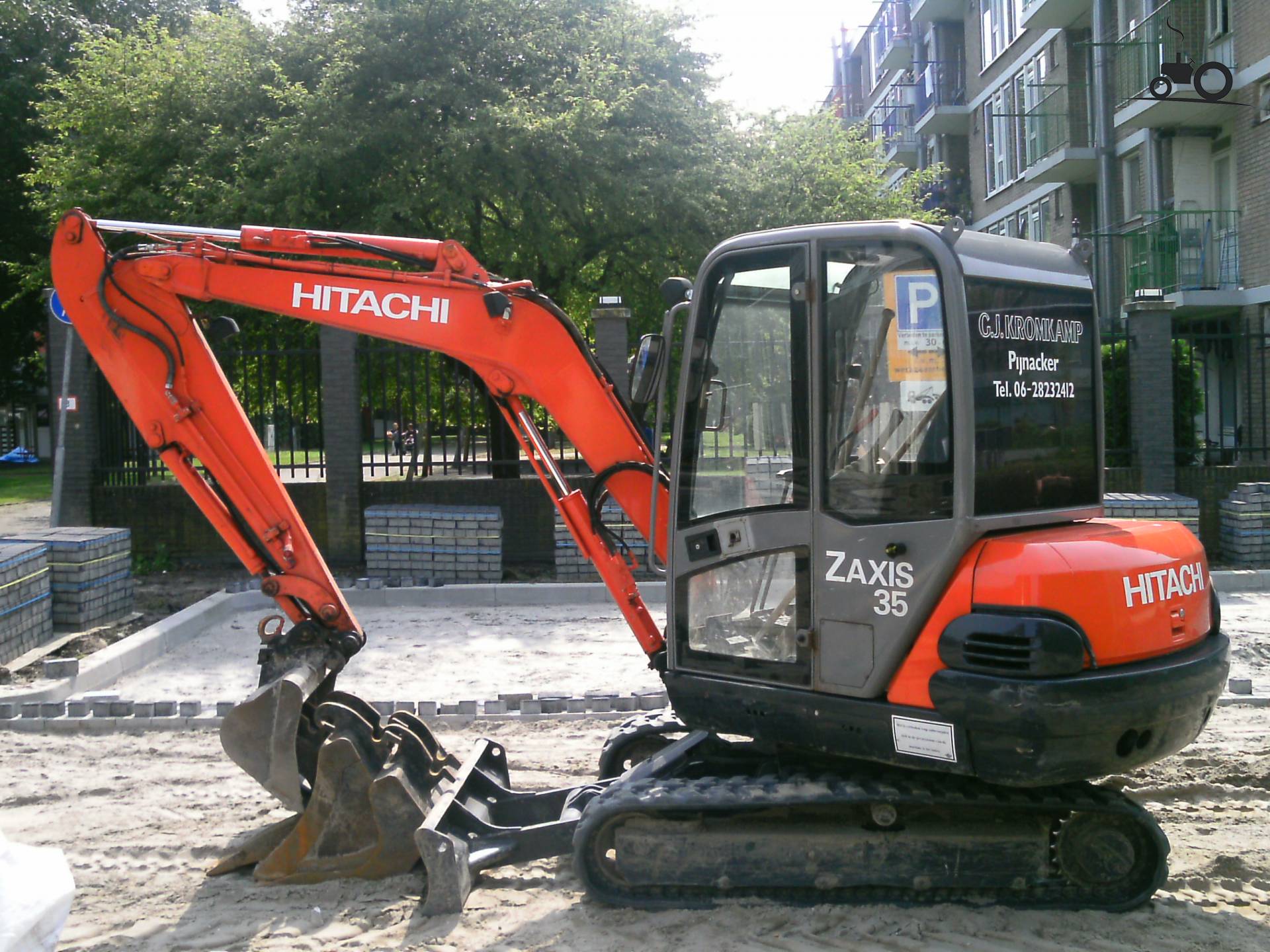 Foto Hitachi Zaxis 35 #882940