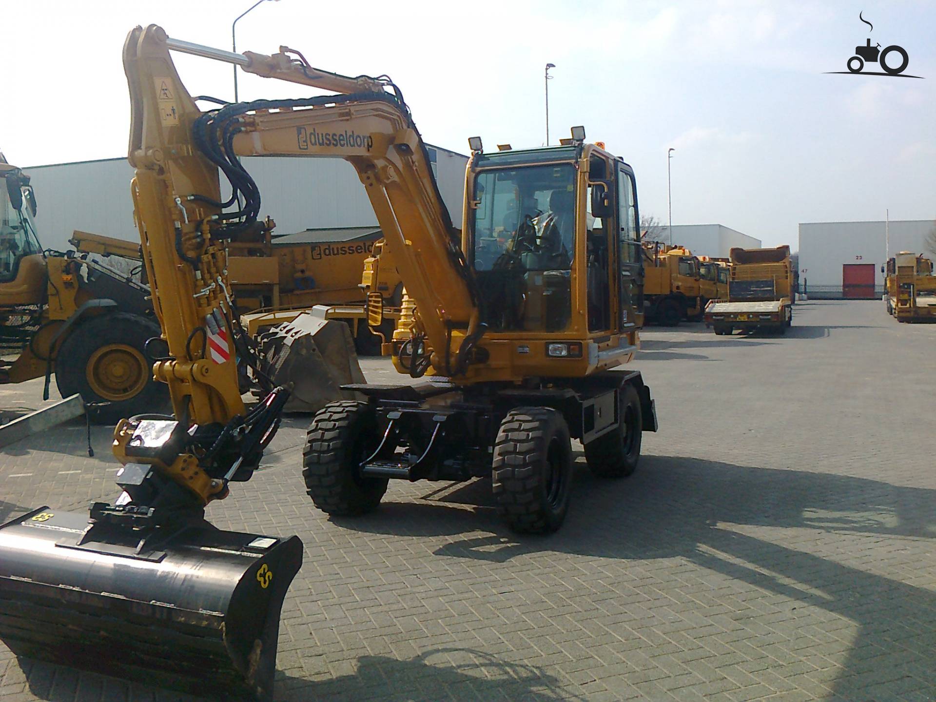 Foto Hyundai 55-9W #612343