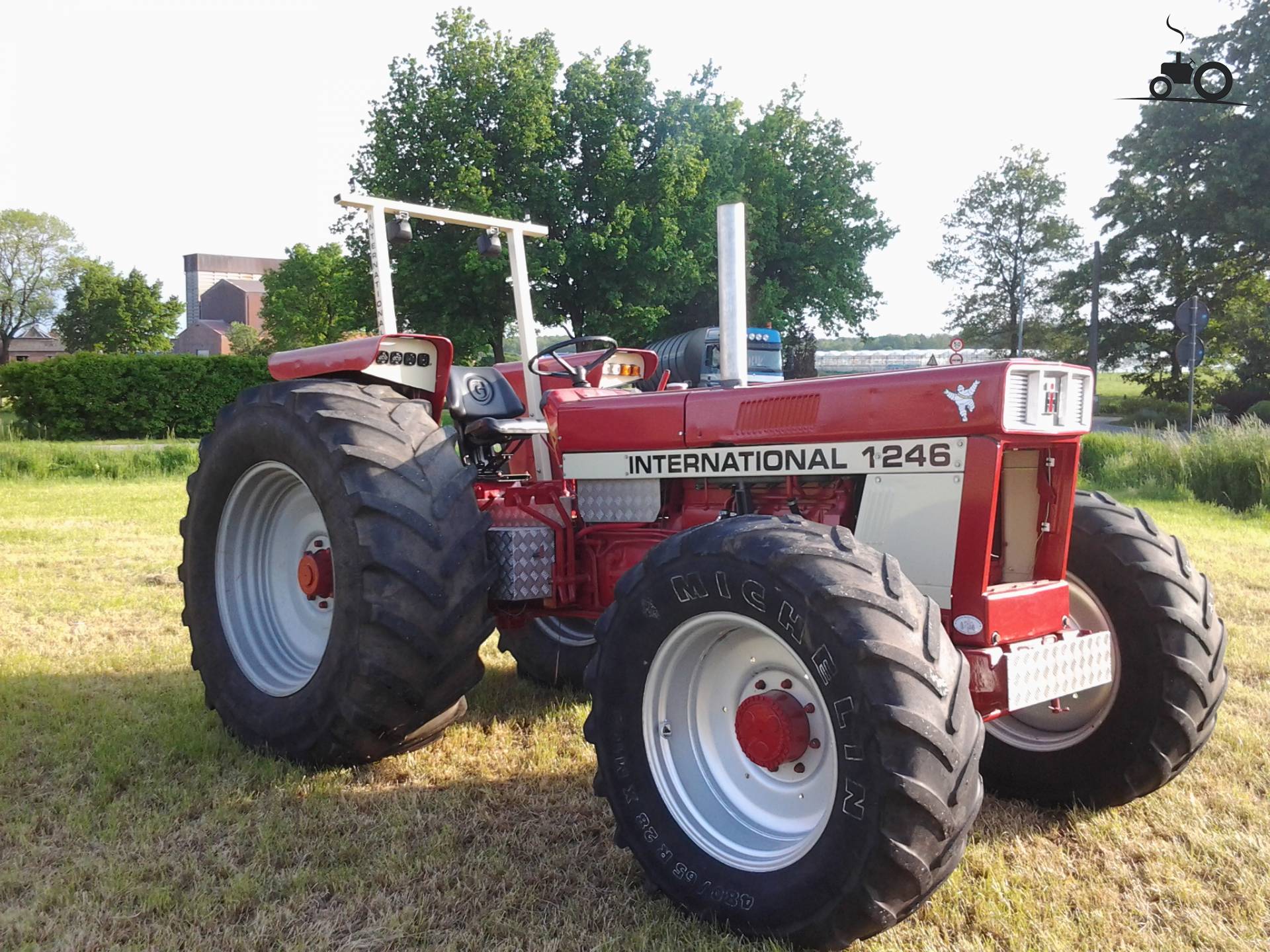 Foto International 1246 #639553